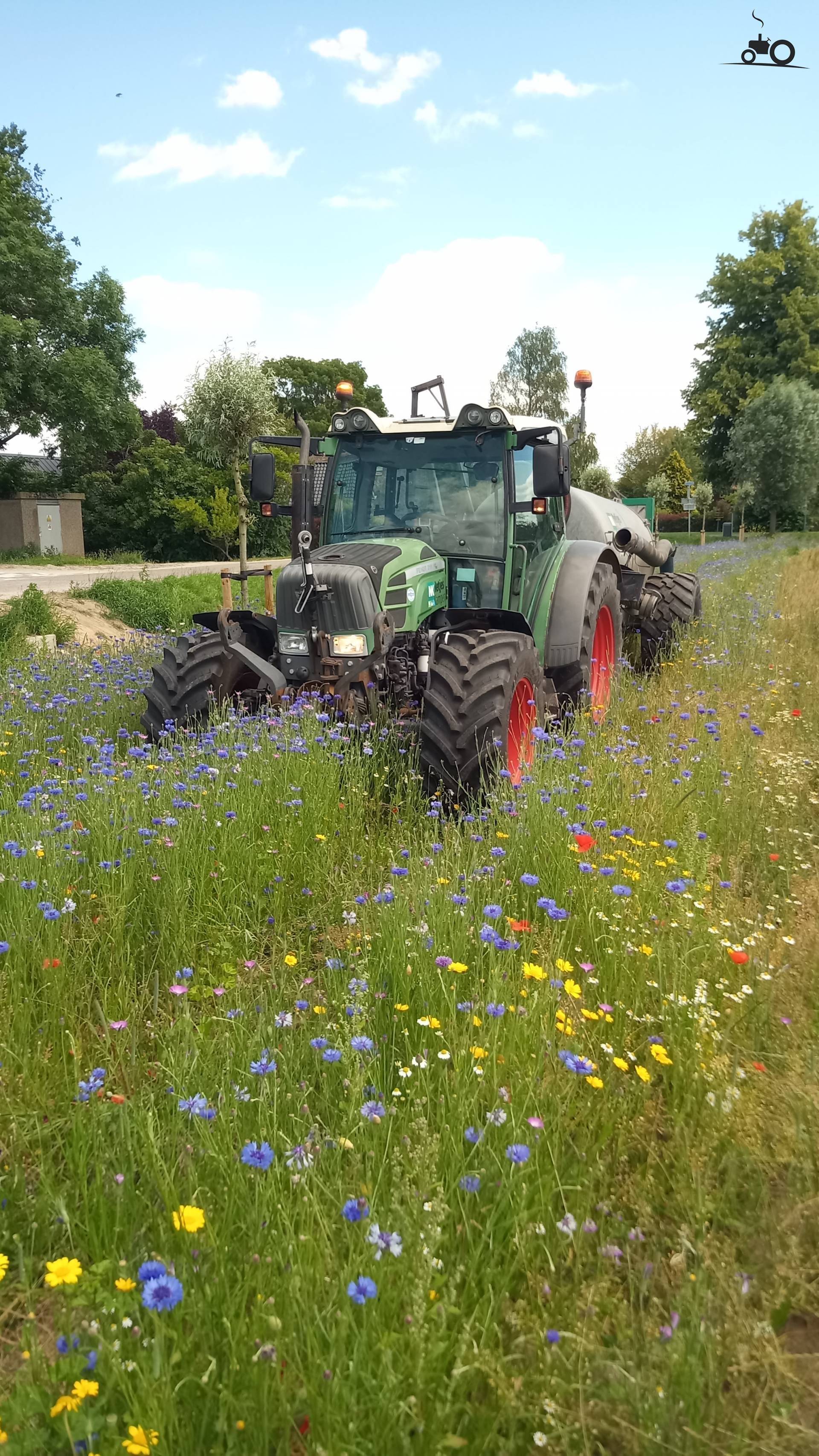 Foto Fendt 211 Vario #1625016