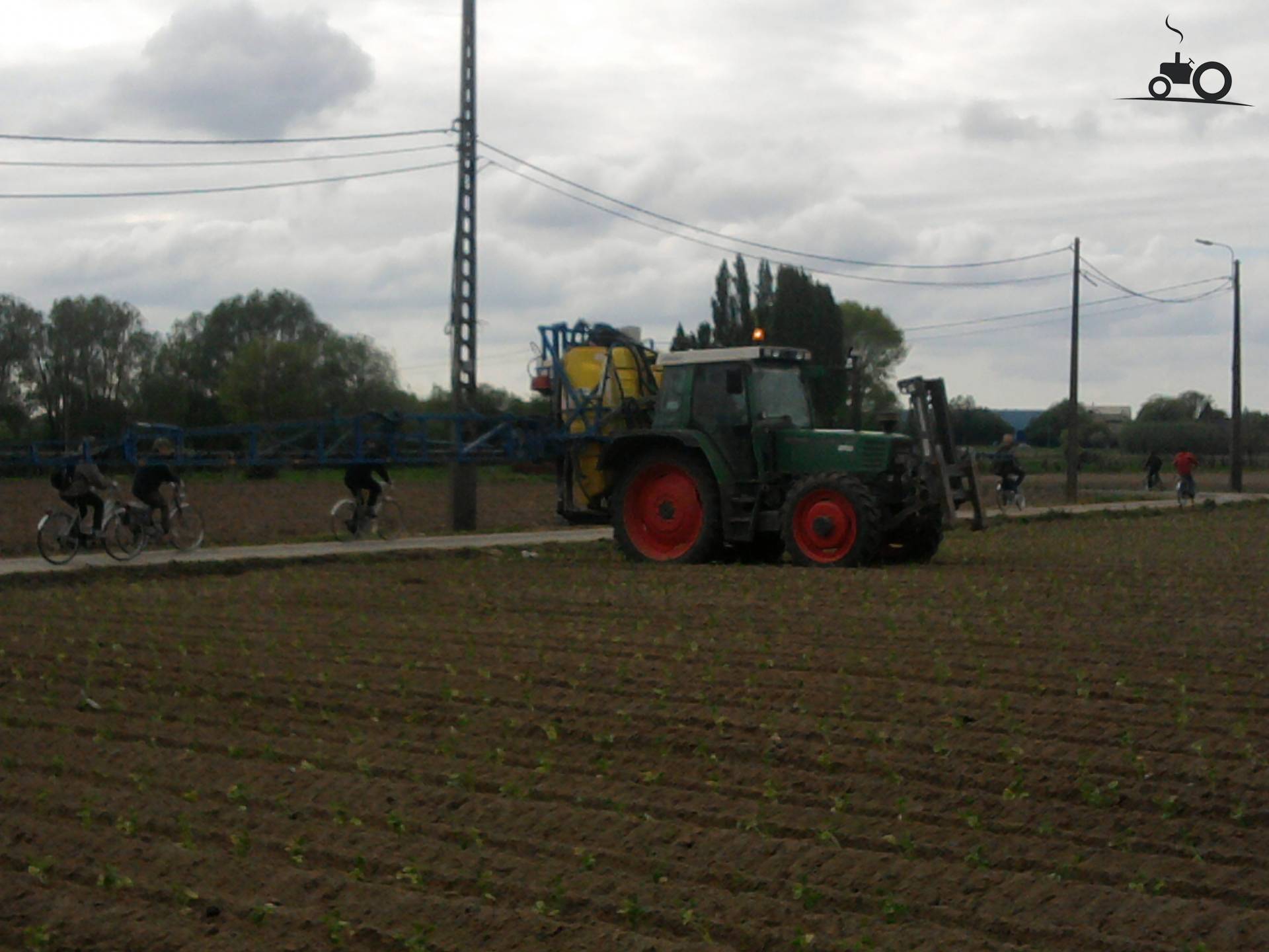Foto Fendt 300 Serie #359911