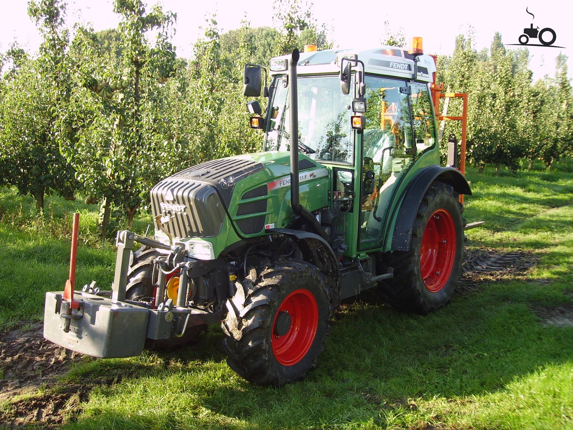 Foto Fendt 211 Vario #402024