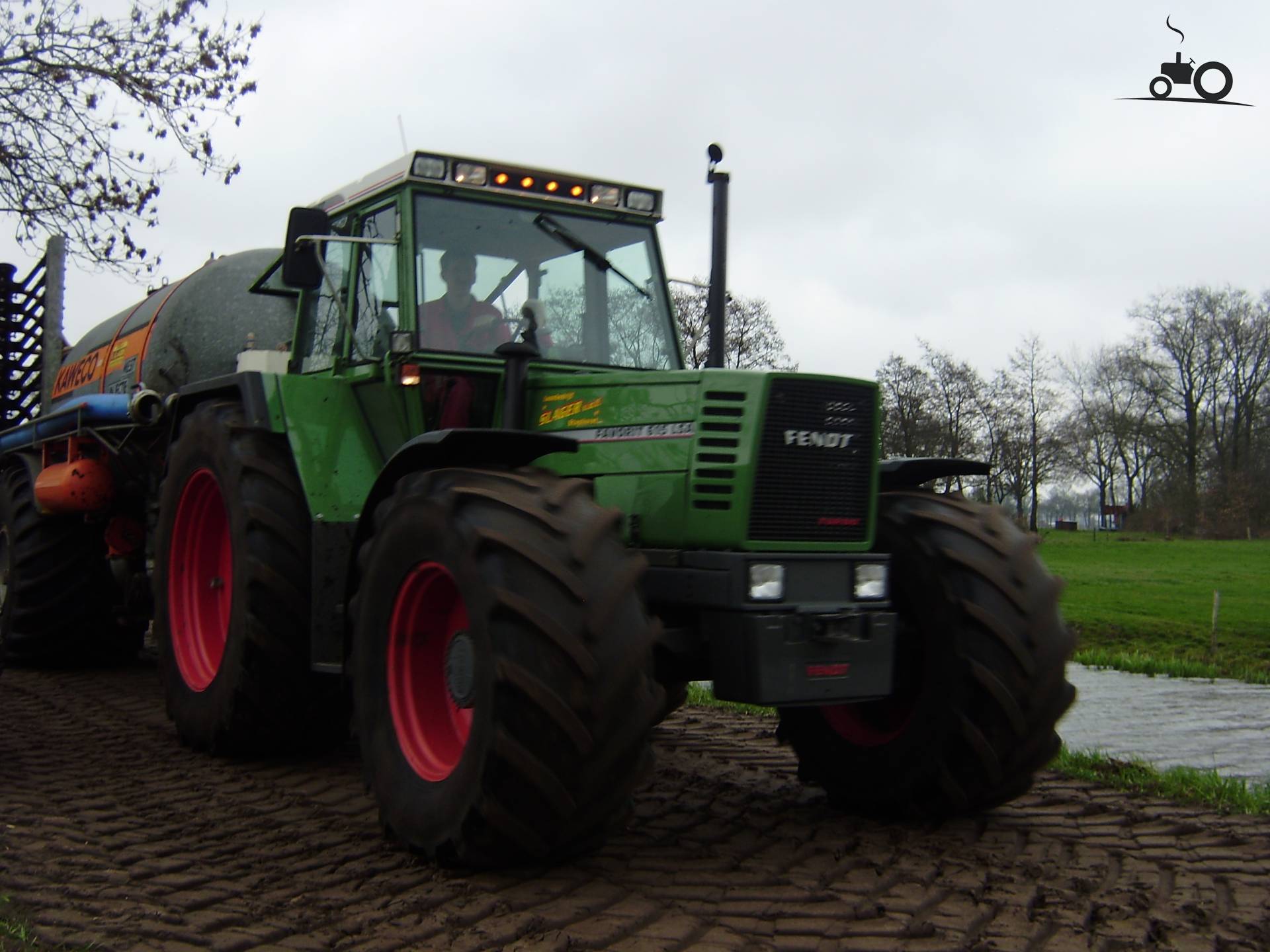 Foto Fendt 615 #469922