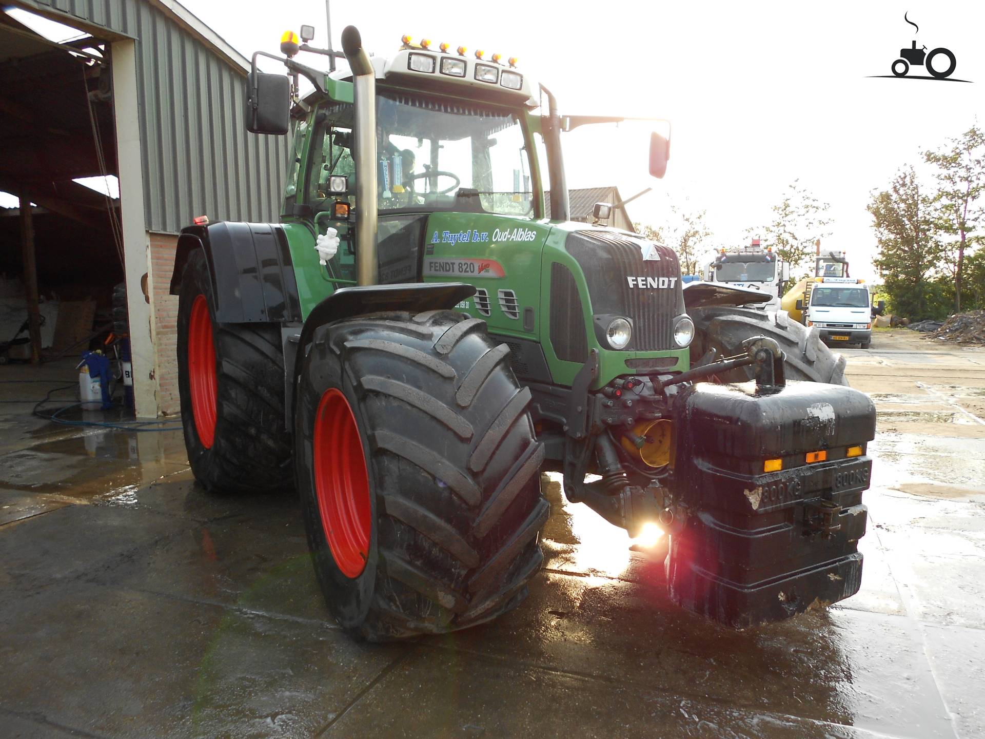 Foto Fendt 820 #491612