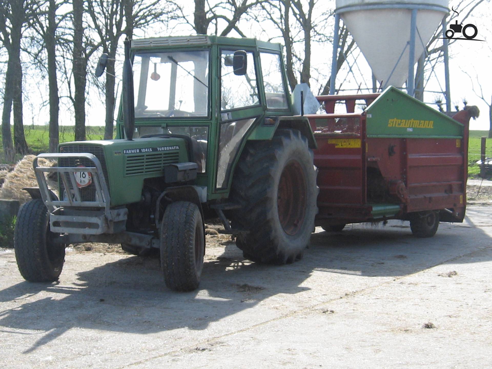 Foto Fendt 104 LS