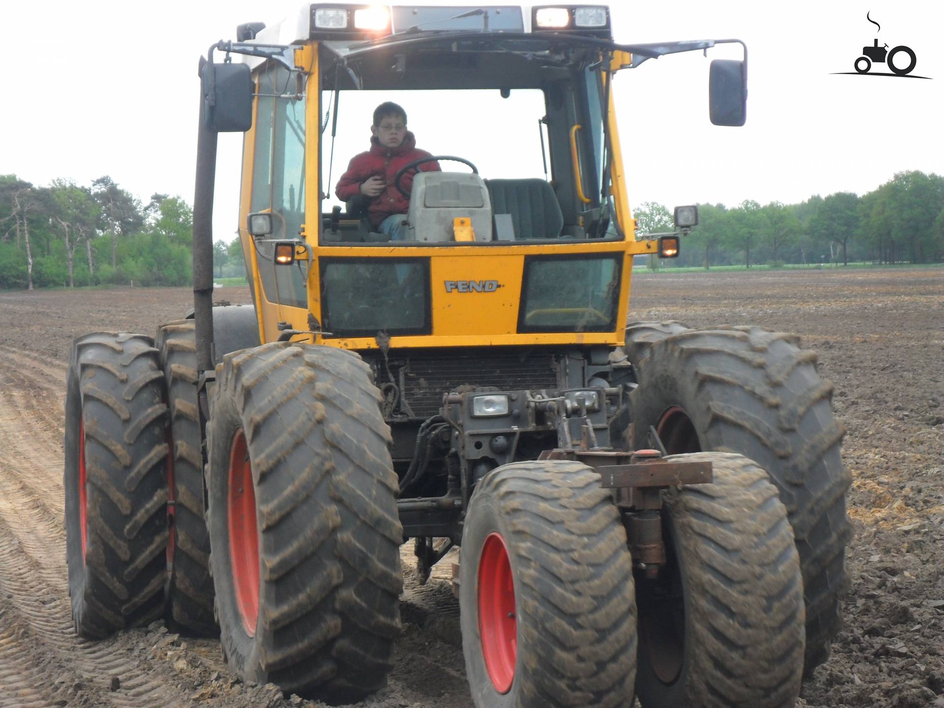 Foto Fendt Xylon 524 #639389