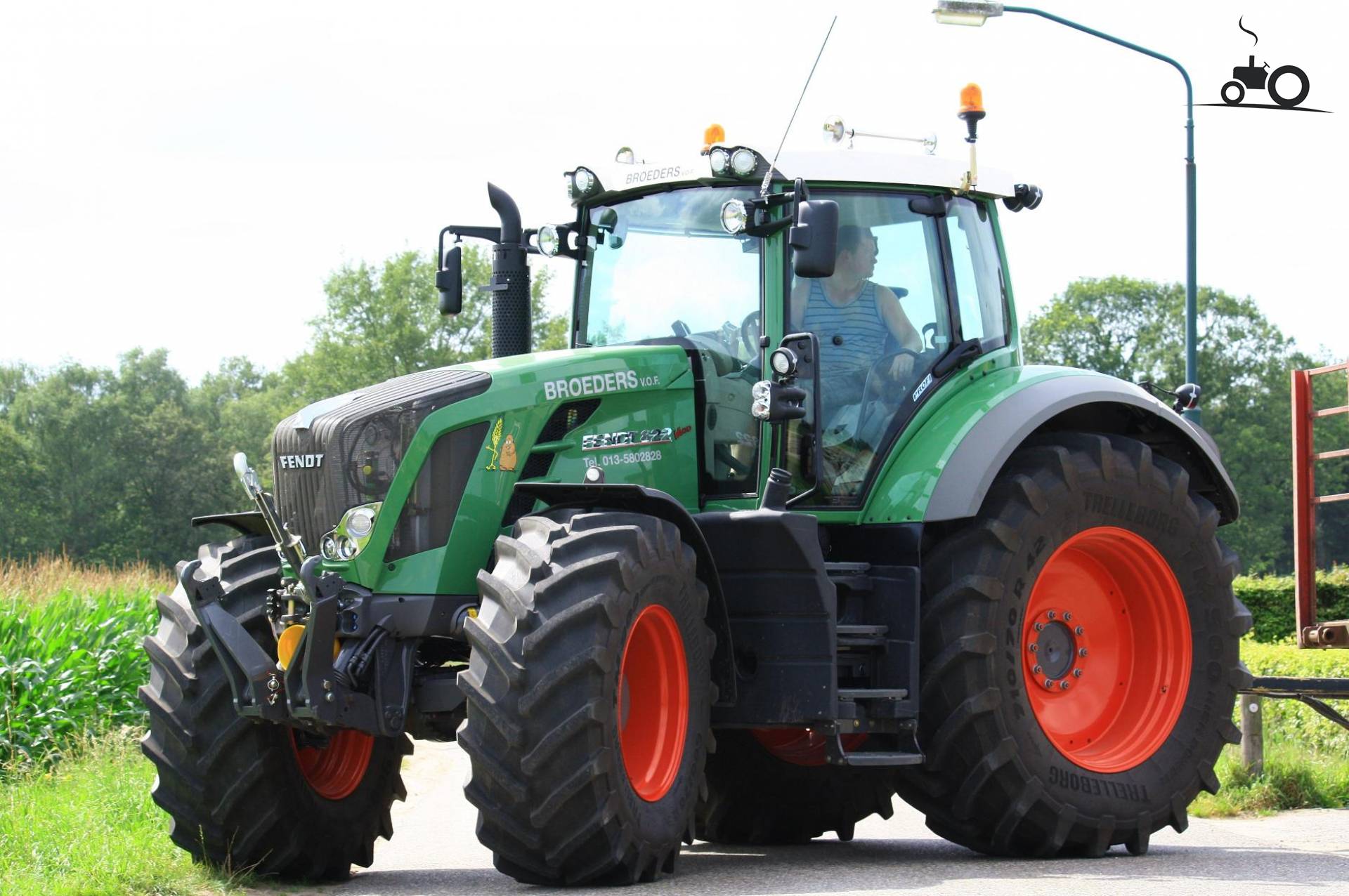 Foto Fendt 822 Vario #676848