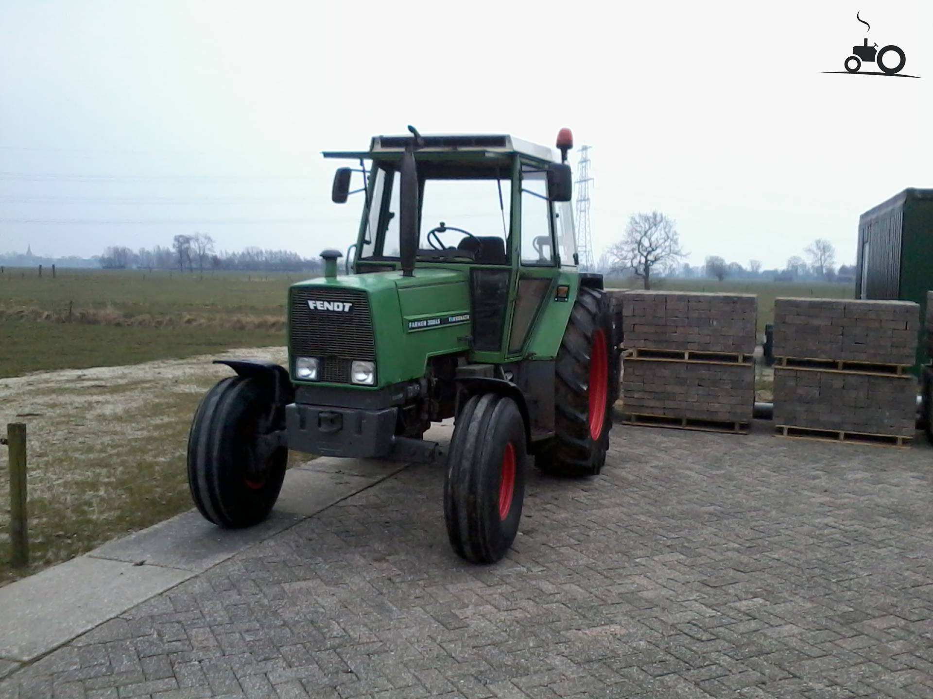 Foto Fendt 306 LS #743409