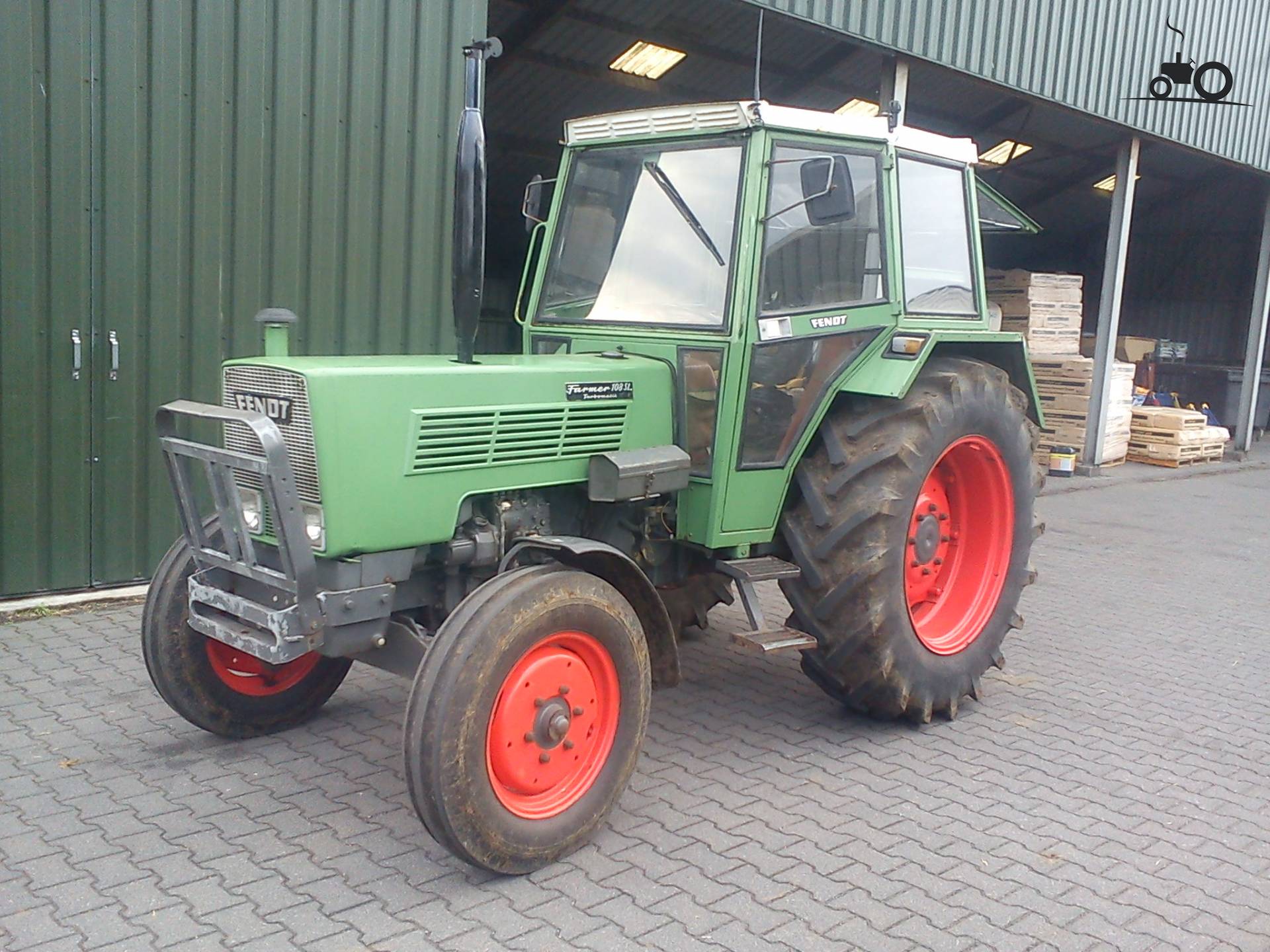 Foto Fendt 108 SL #756038