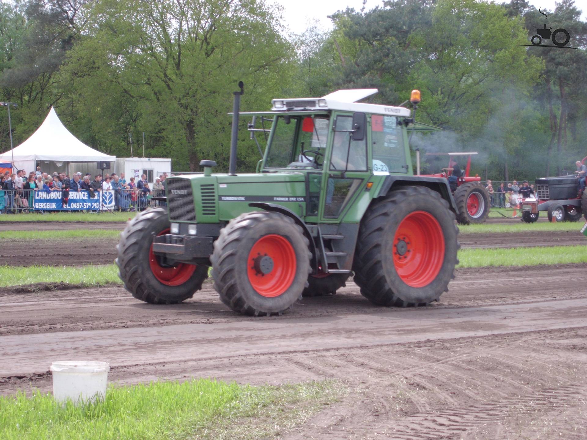 Foto Fendt 312 LSA van Ace Hectares