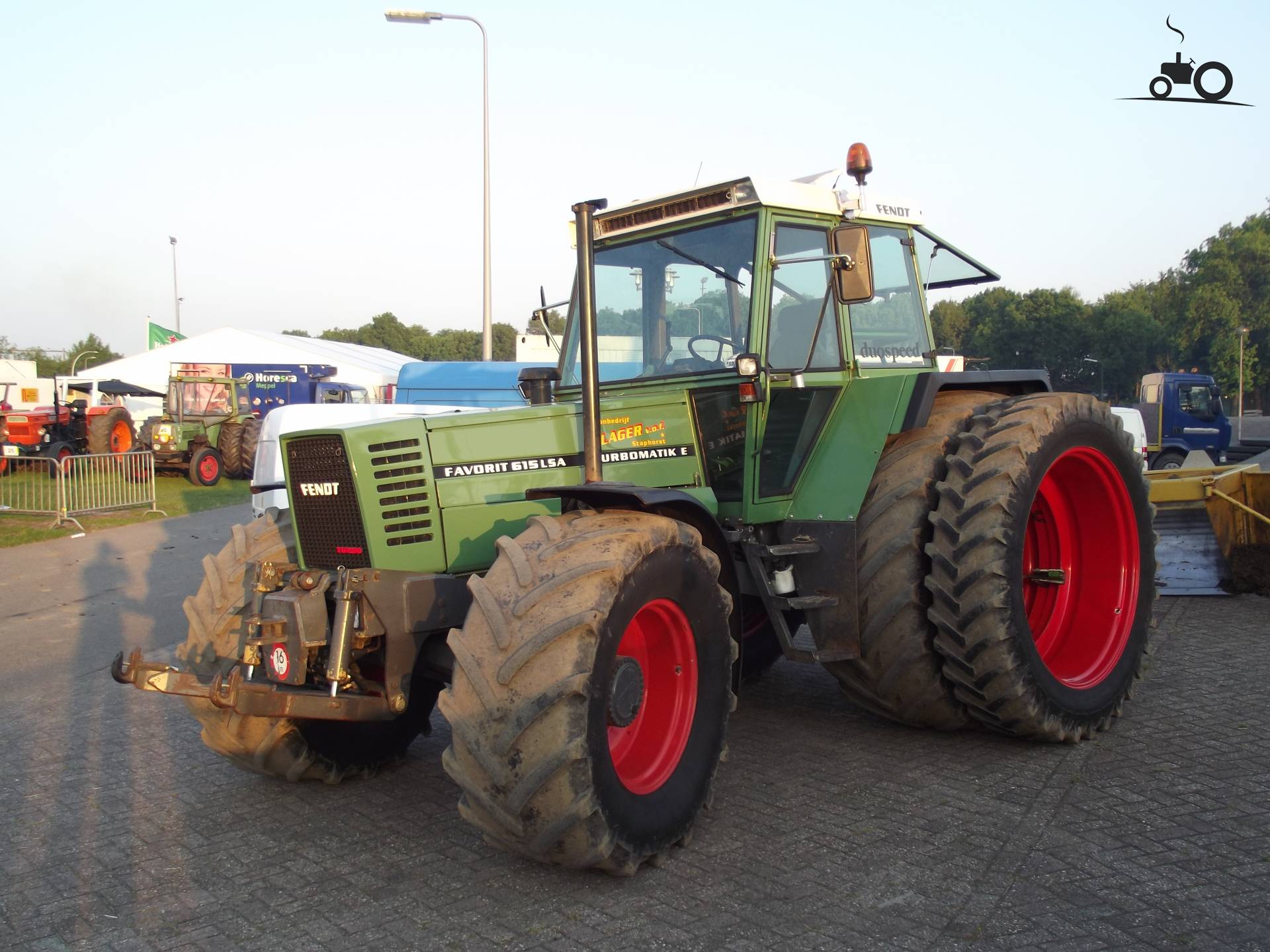 Foto Fendt 615 #780378