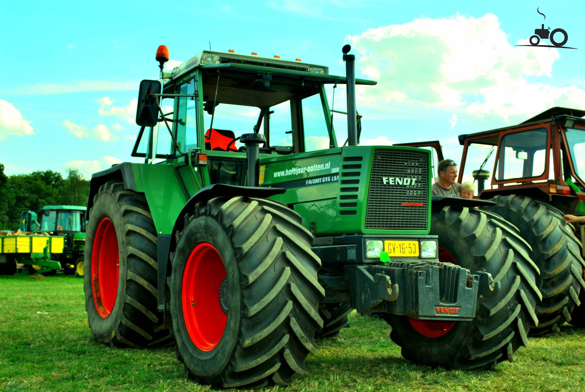 Foto Fendt 615 #781362