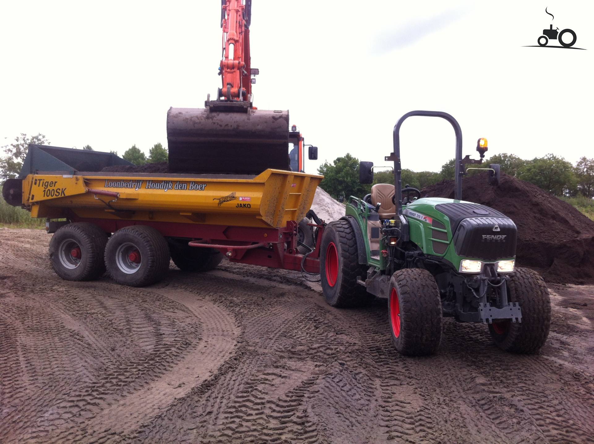 Foto Fendt 210 V Vario #820649