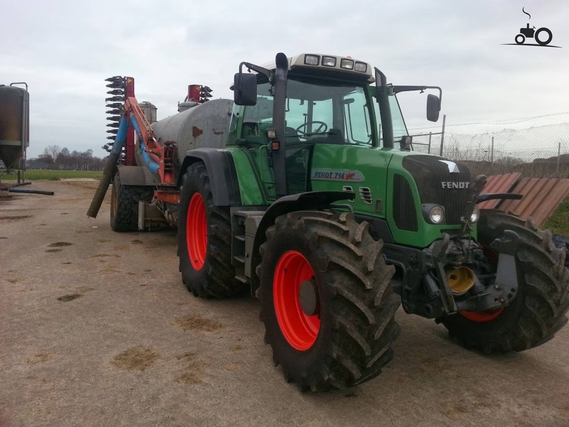 Foto Fendt 714 #827973