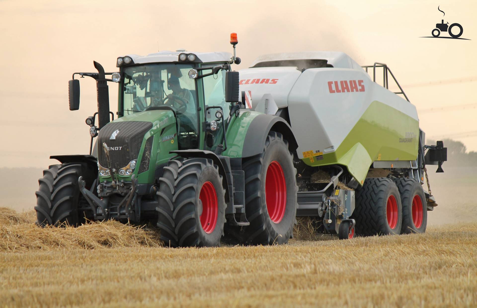 Foto Fendt 824 Vario #866740
