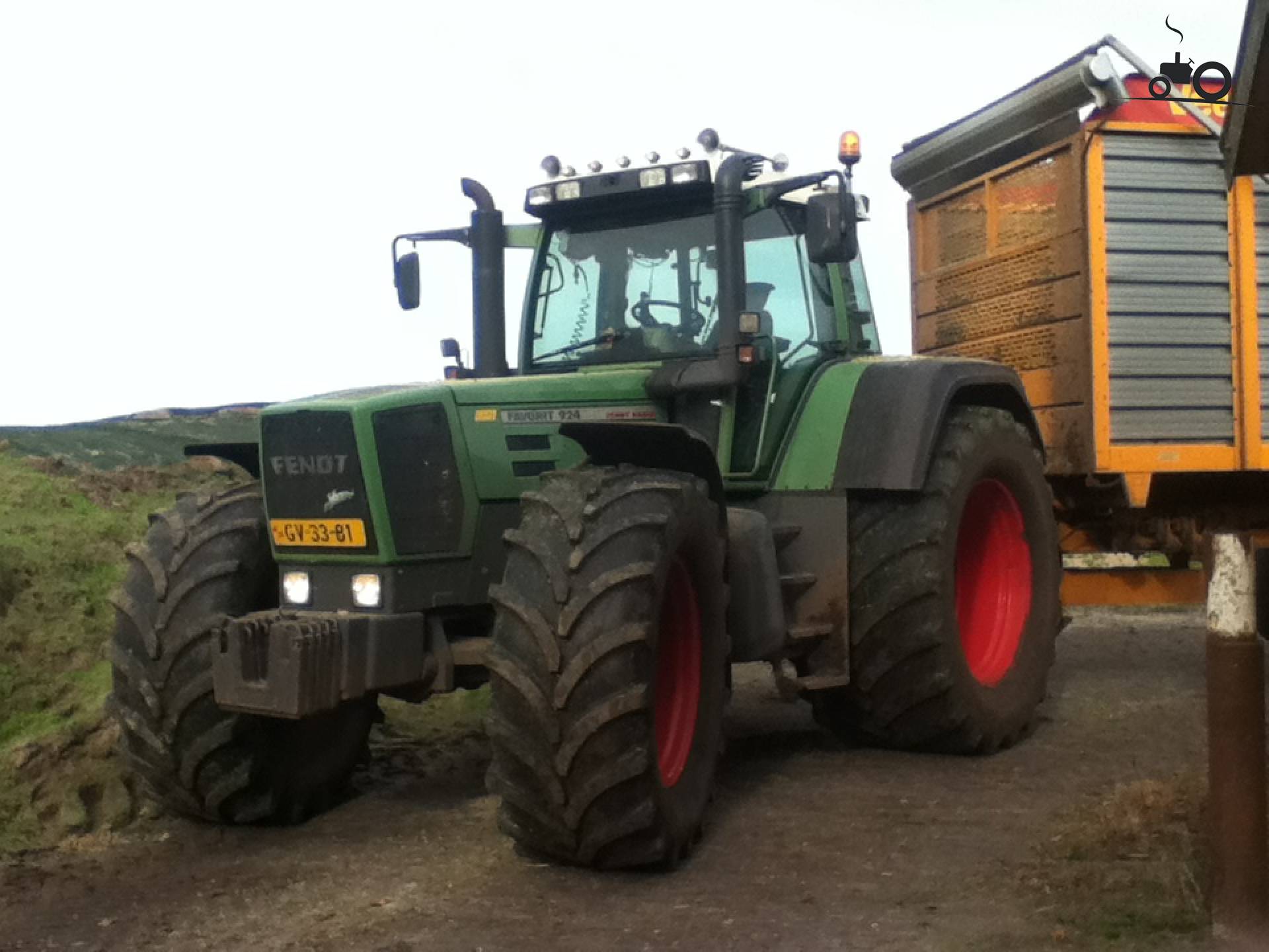 Foto Fendt 924 van Loon & Grondverzet Wesselink Manderveen