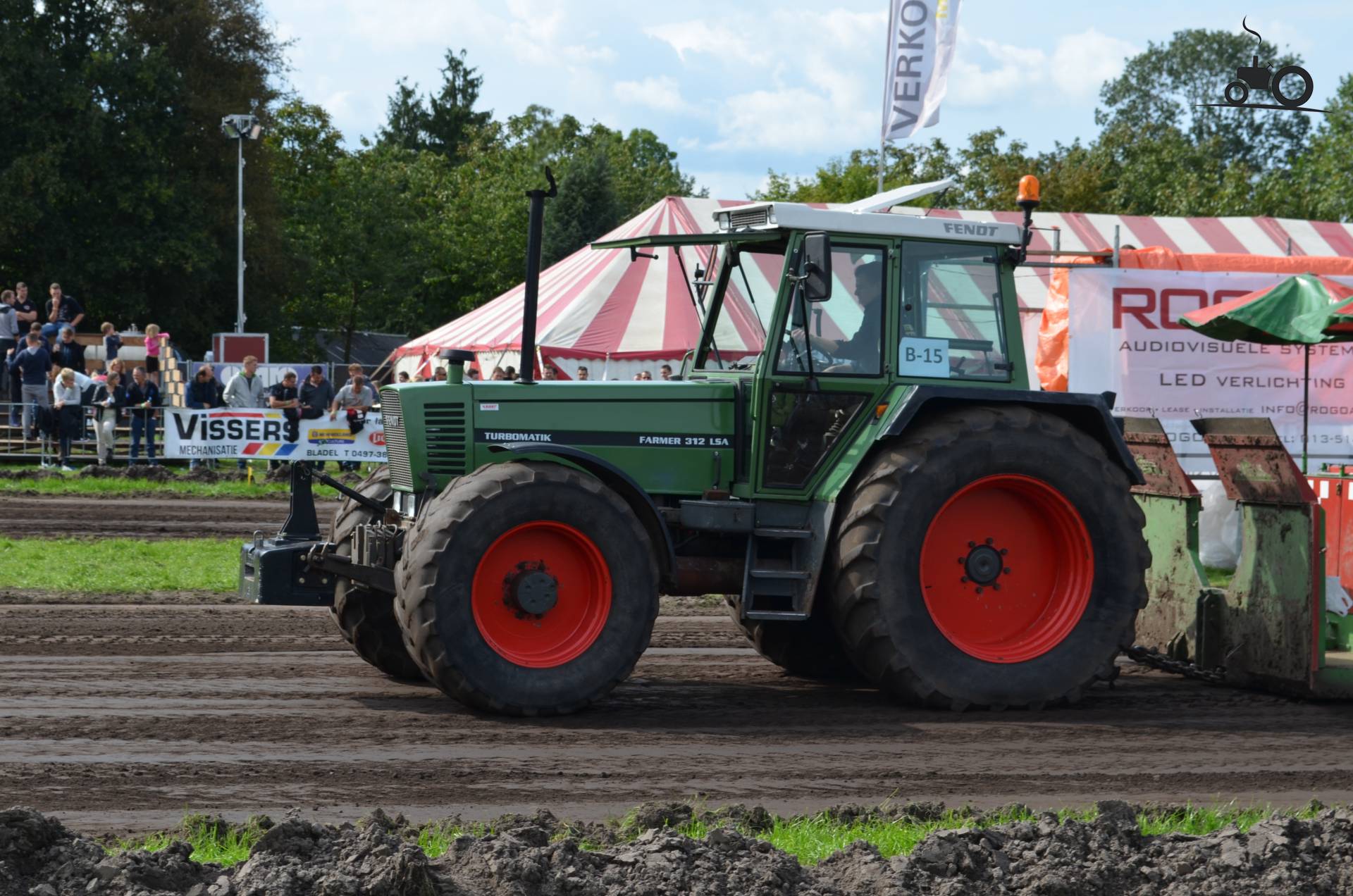 Foto Fendt 312 LSA van Ace Hectares