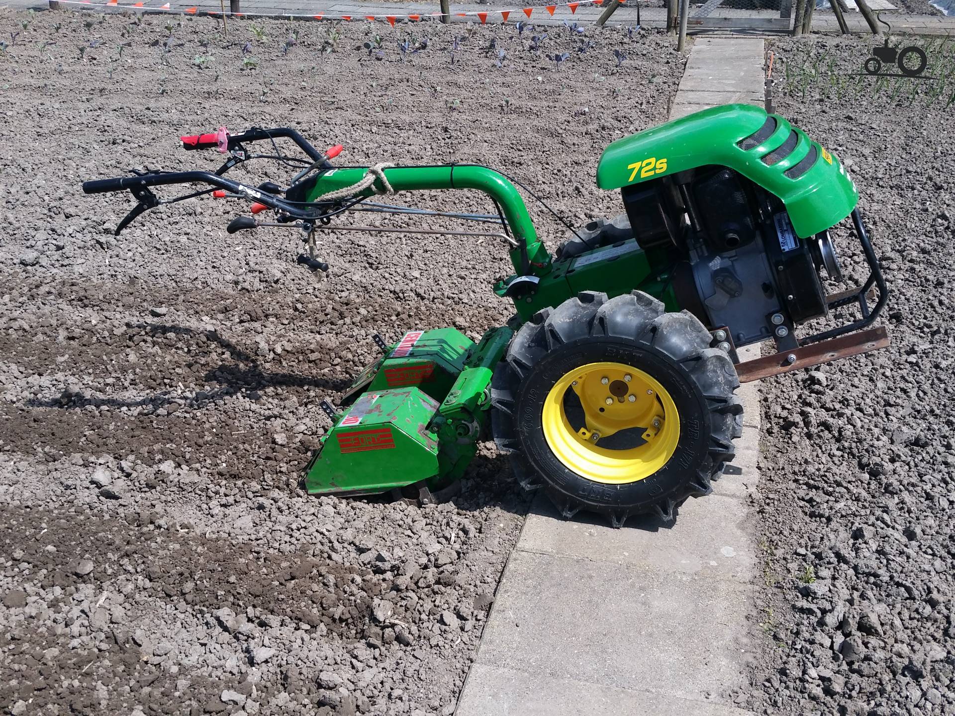 Foto ferrari MC 72s #918214