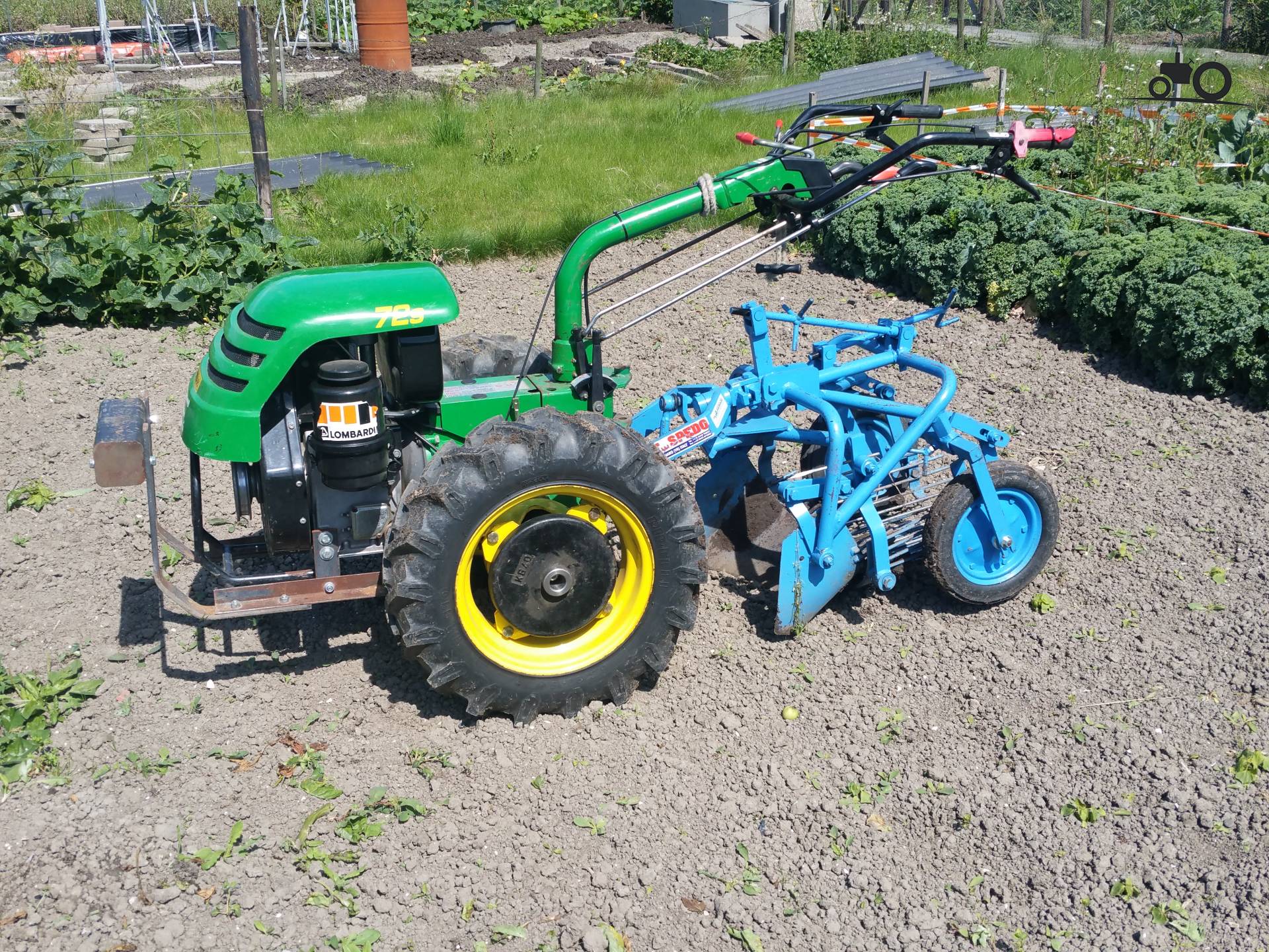 Foto ferrari MC 72s #940637