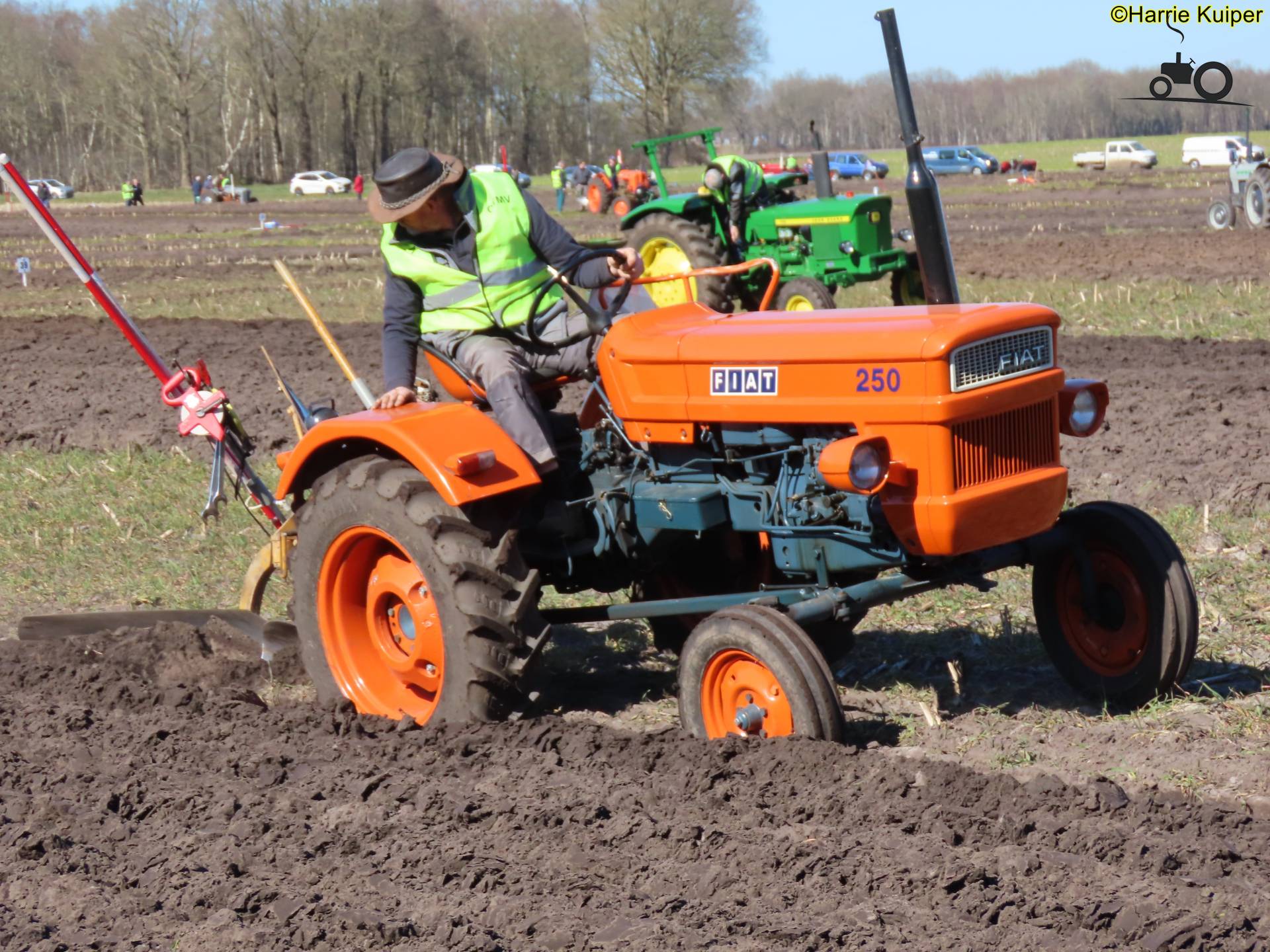 Foto Fiat 250 #1463736
