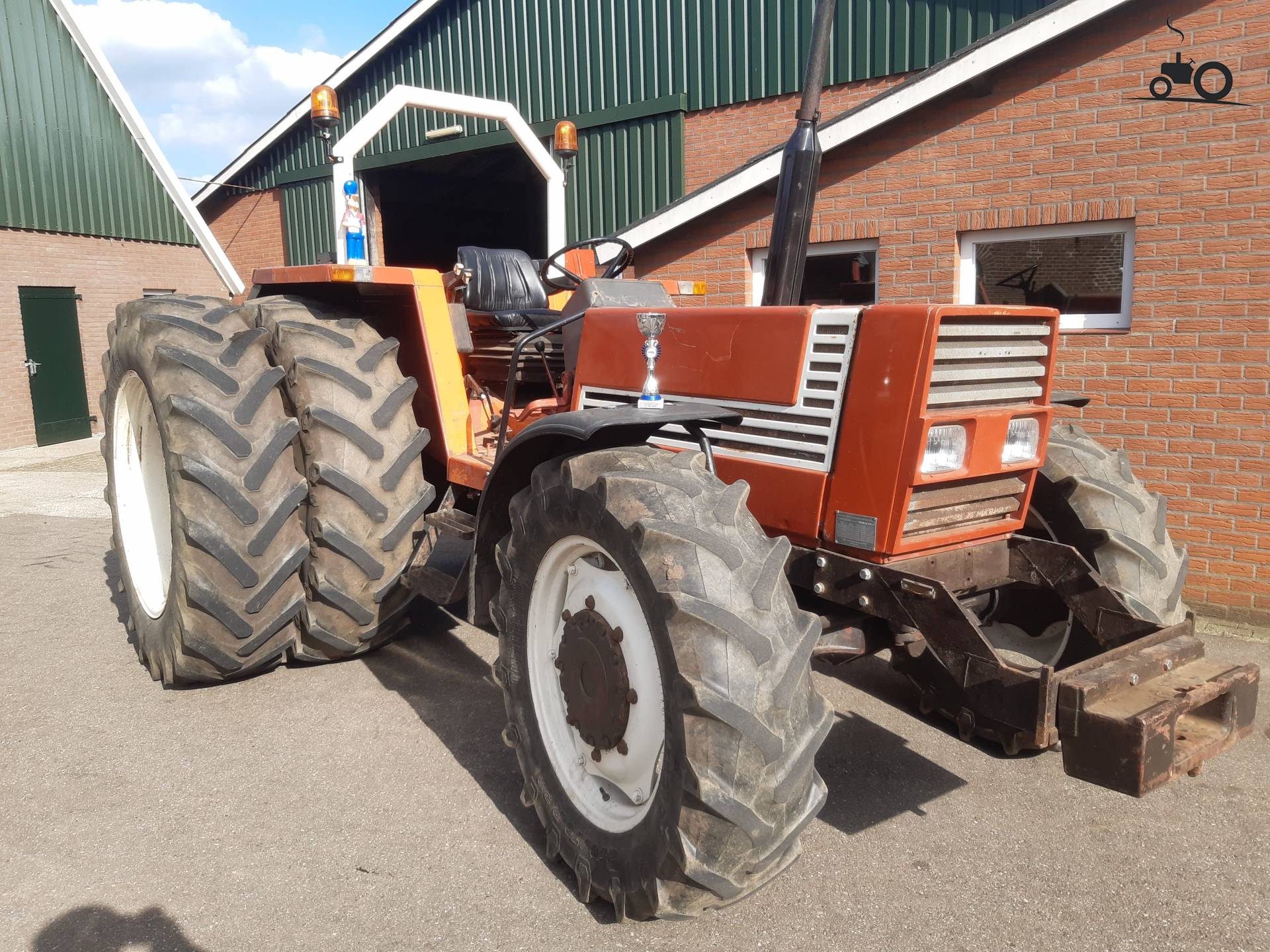 Foto Fiat 880 DT #1471263