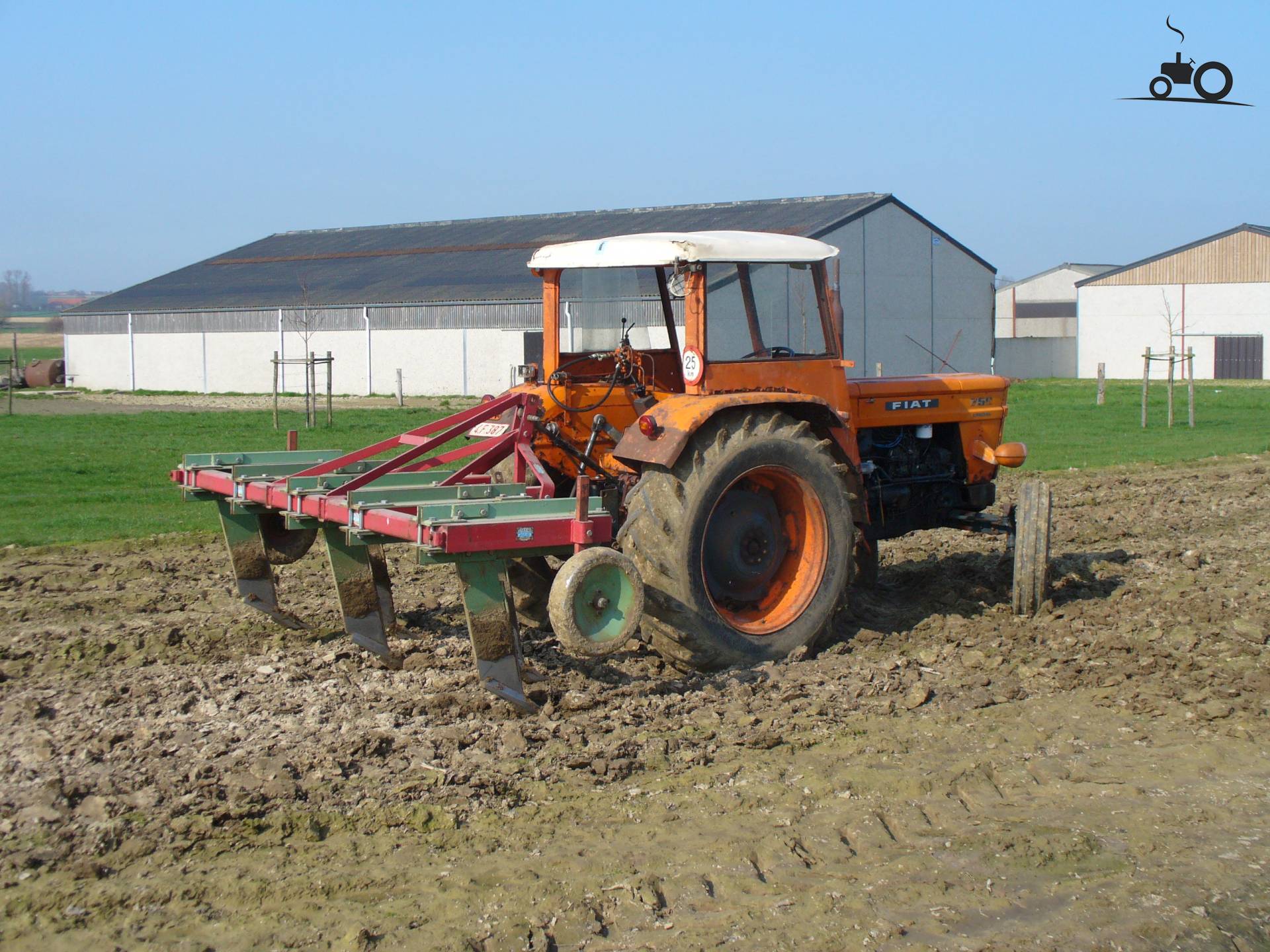 Fiat 750 SPECIAL - United Kingdom - Tractor picture #613332