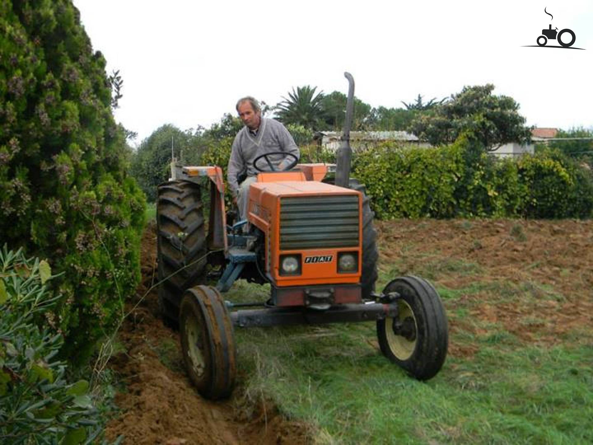 Fiat 670 - United Kingdom - Tractor picture #806200