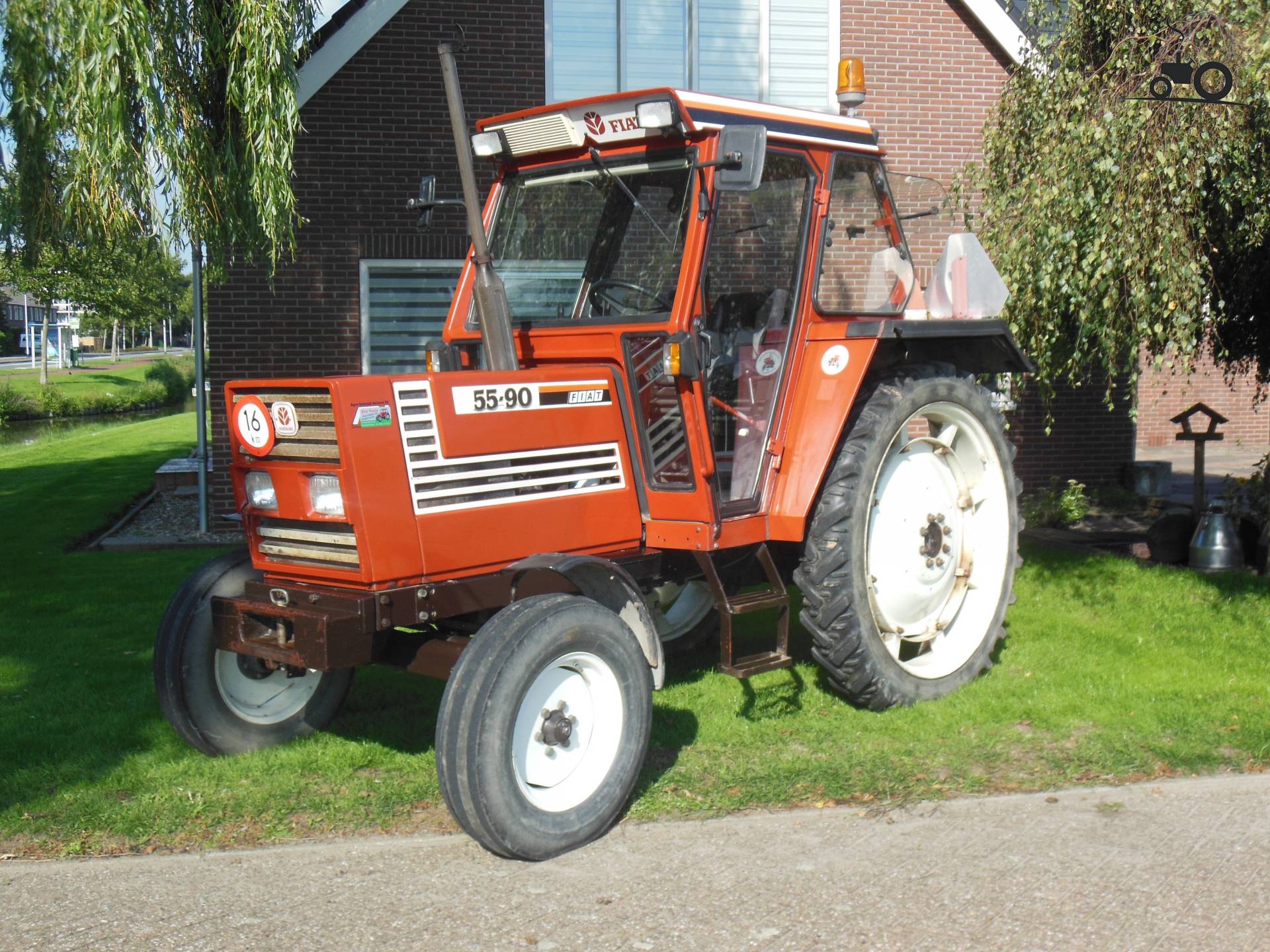 Foto Fiat 55-90 van Arbedo Groenvoorziening