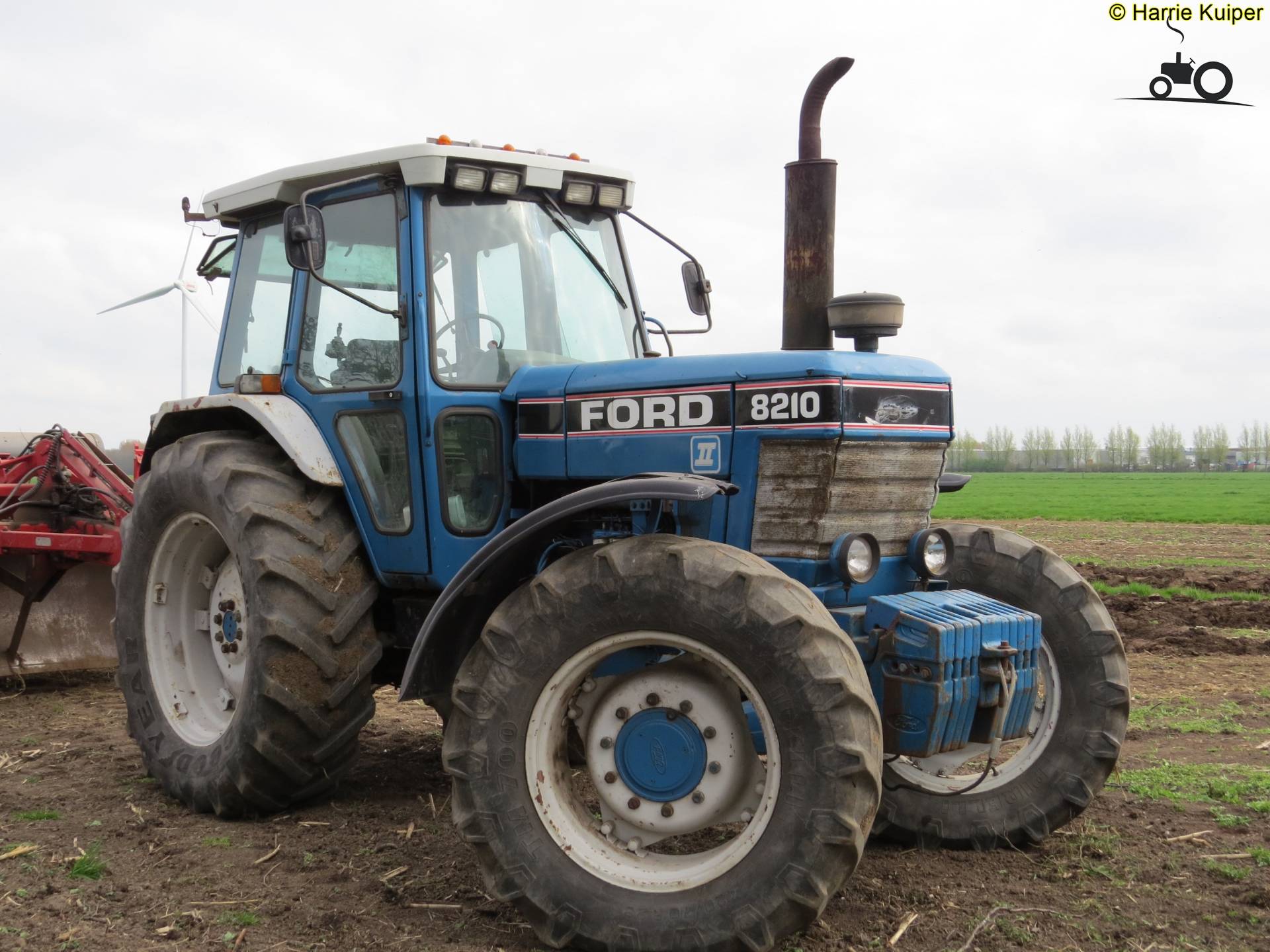 Ford 8210