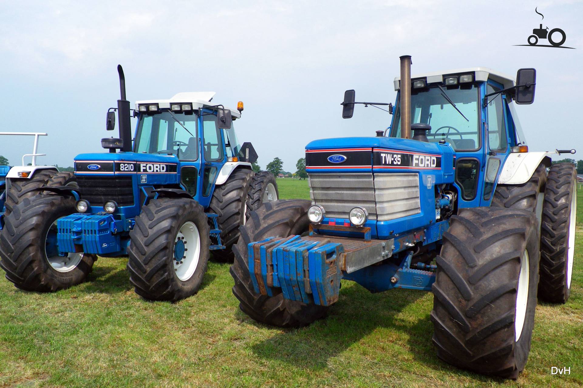 Foto Ford TW 35 #1167388