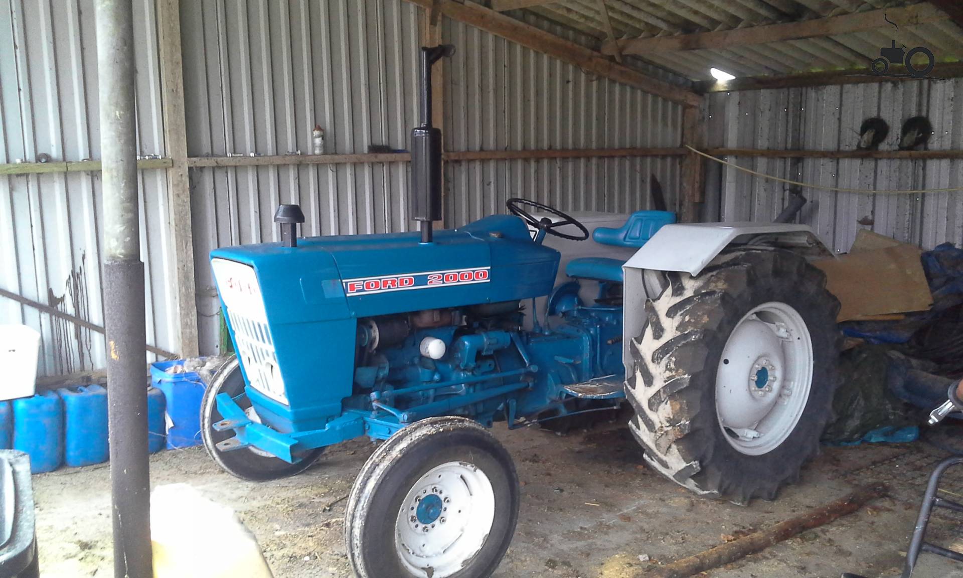 Foto Ford 2000 #1198486