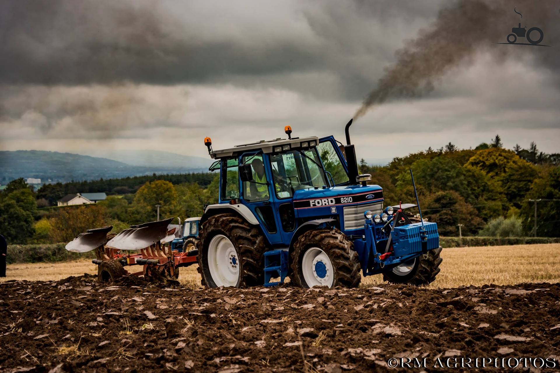 Ford 8210