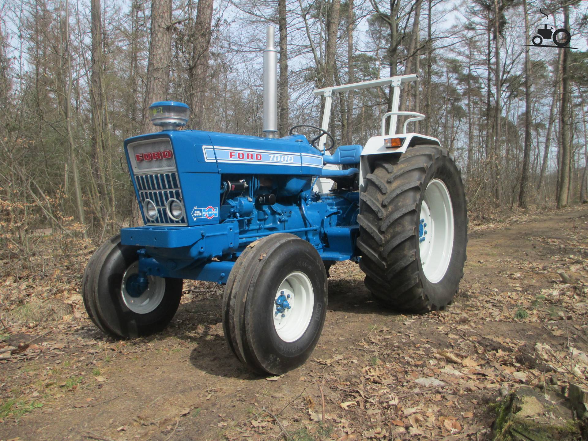 Foto Ford 7000 #1223813