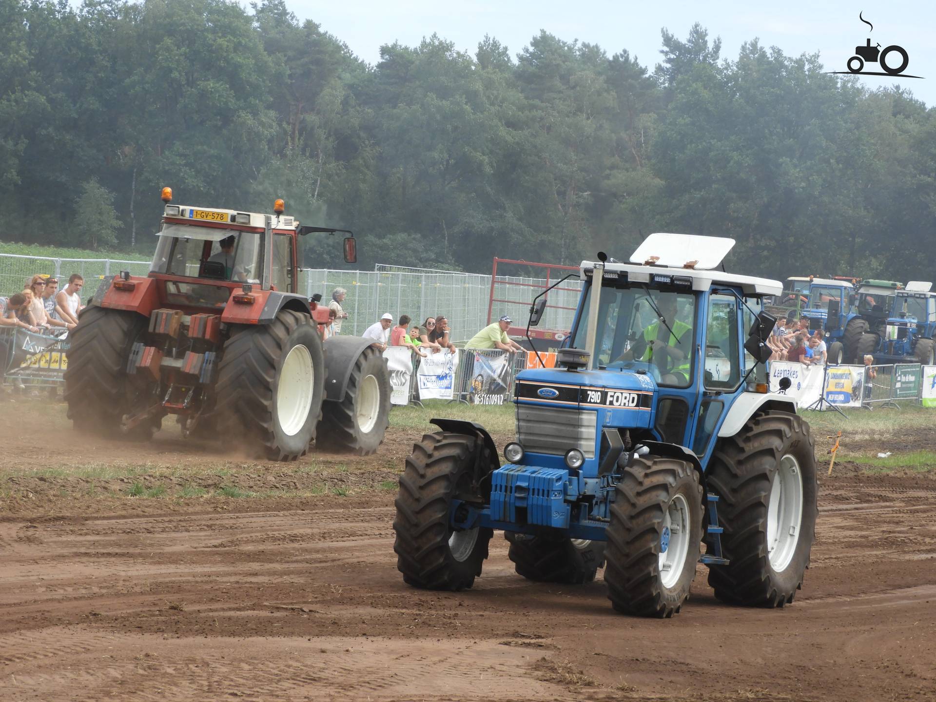 Foto Ford 7910 #1249852