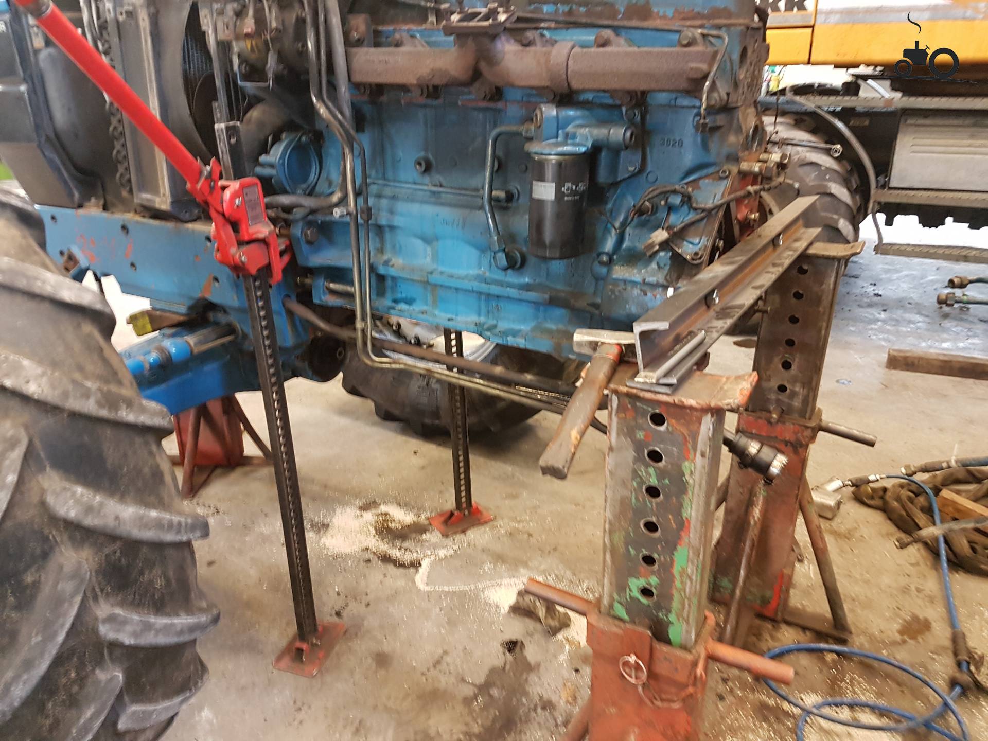 Foto Ford 8340 #1269905