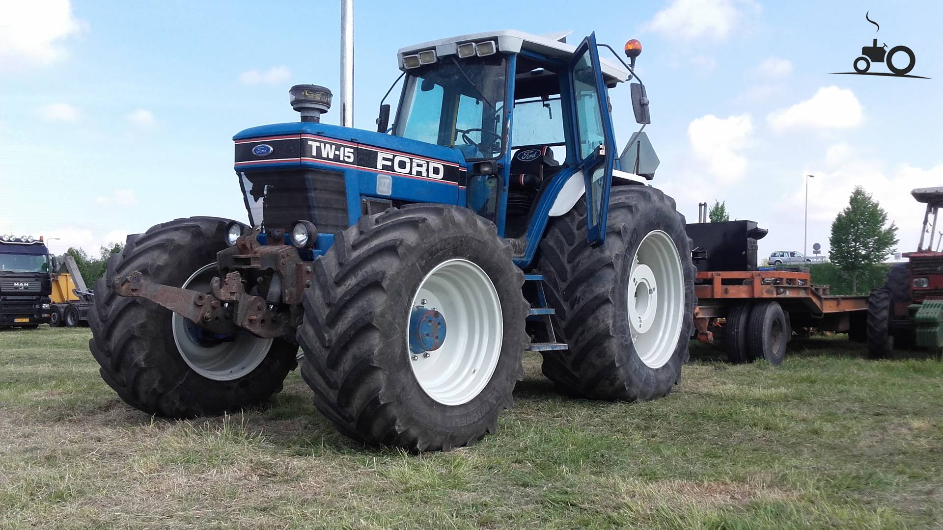 Foto Ford TW 15 #1295630