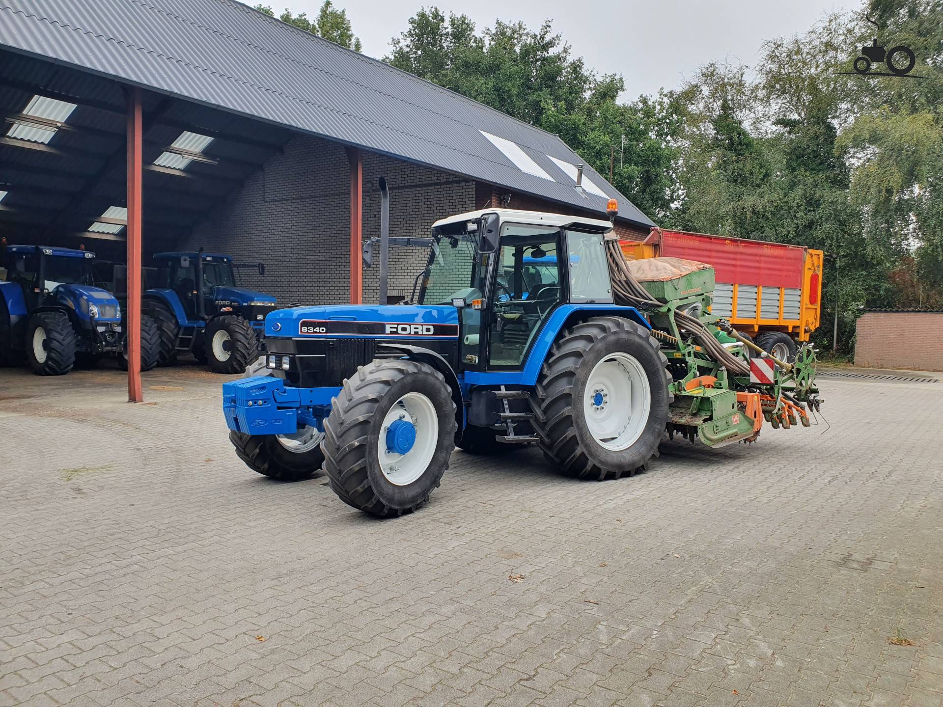 Foto Ford 8340 #1371227