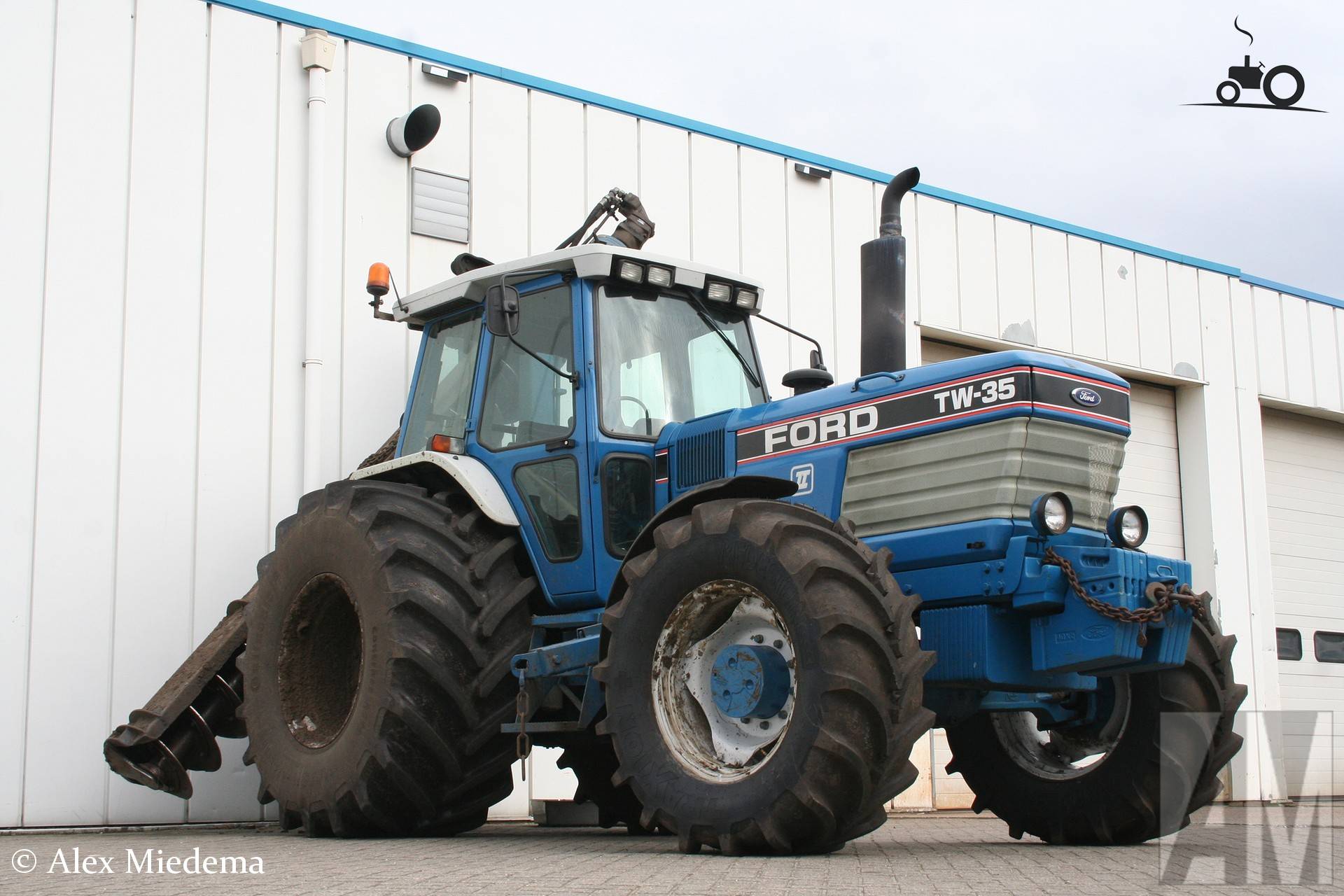 Foto Ford TW 35 #1383403