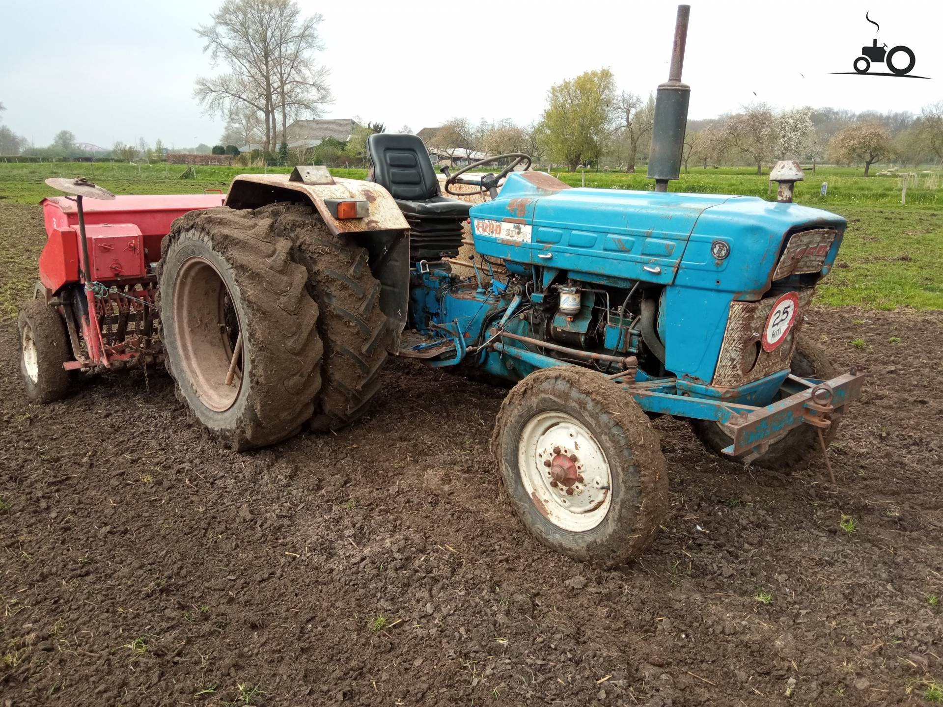 Foto Ford 2000 #1414942