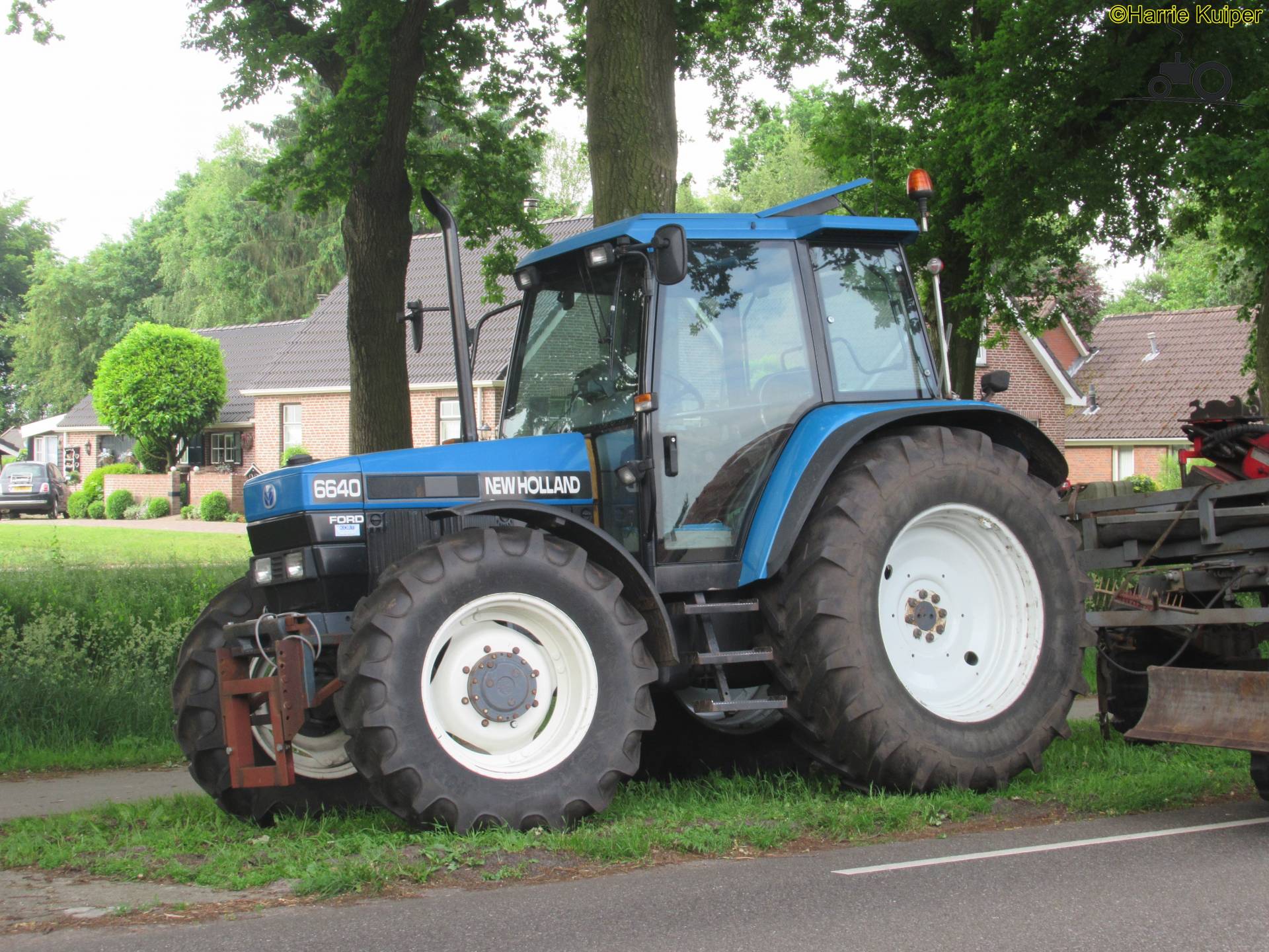 Foto New Holland 6640 #1422084
