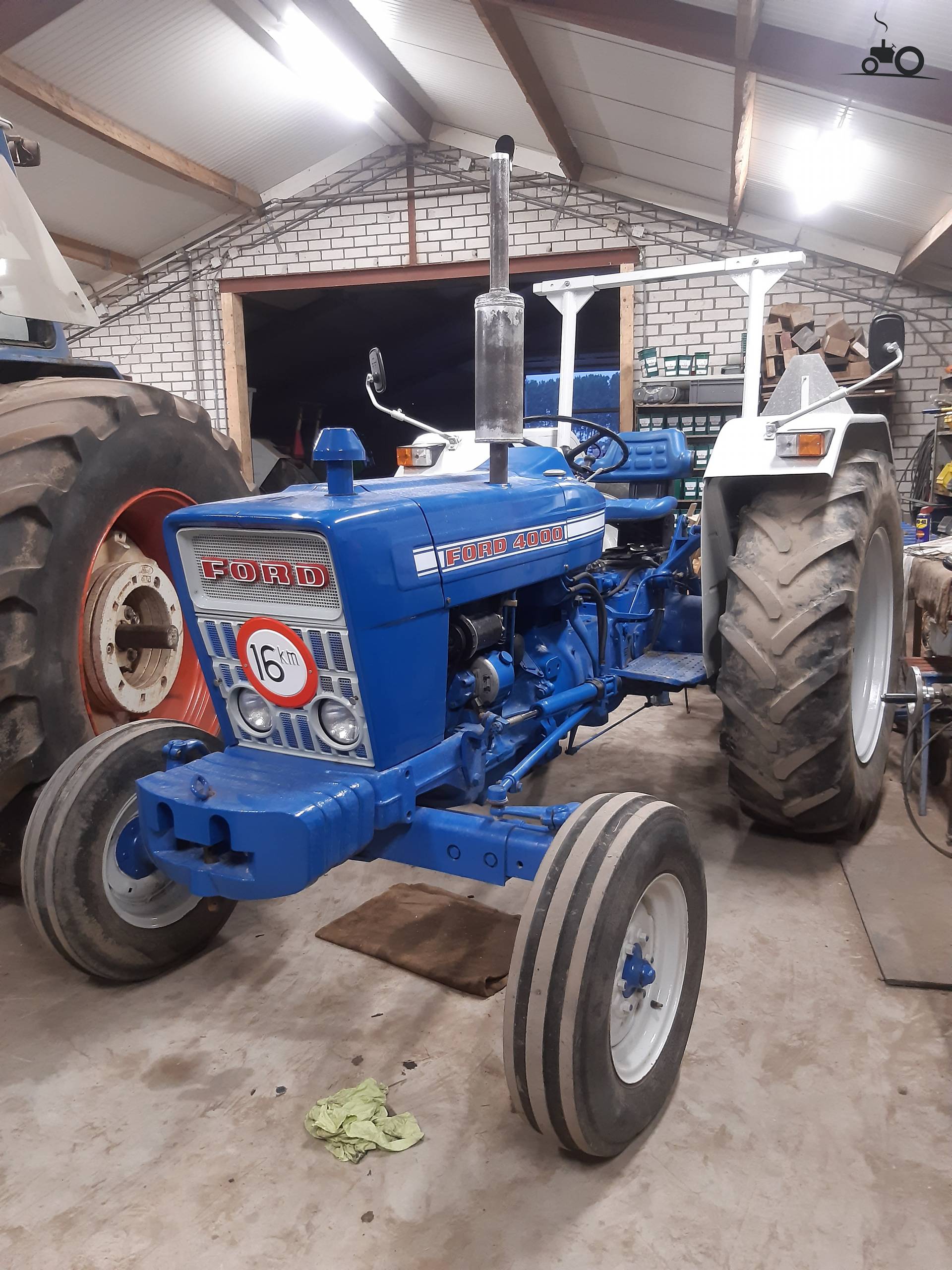 Foto Ford 4000 #1428336