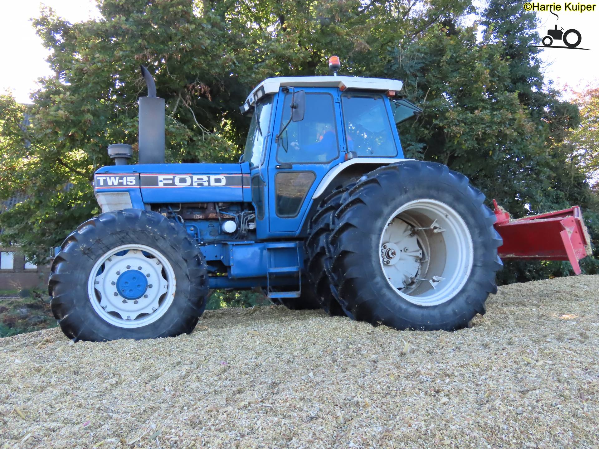 Foto Ford TW 15 #1451325