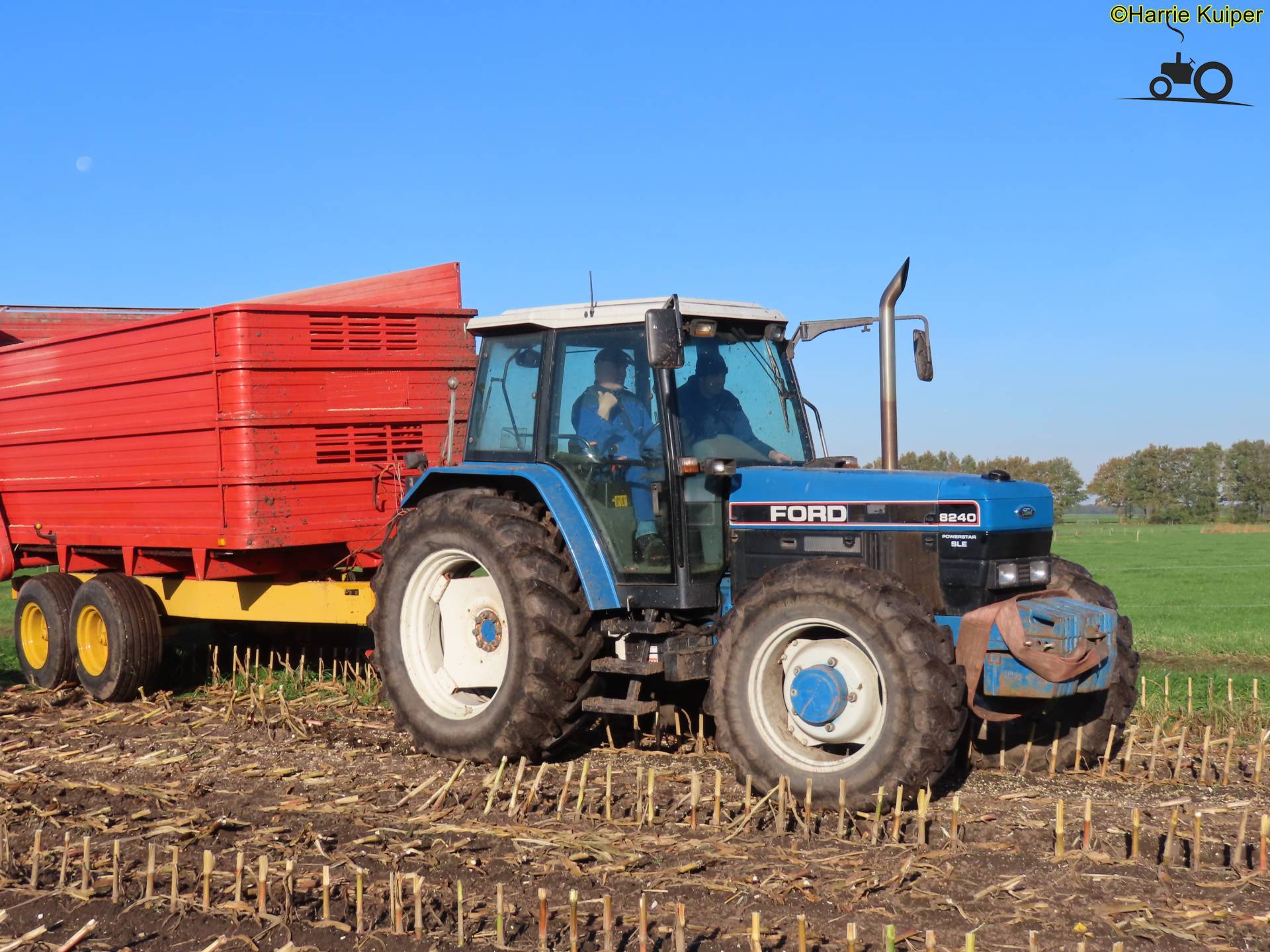 Foto Ford 8240 #1452596