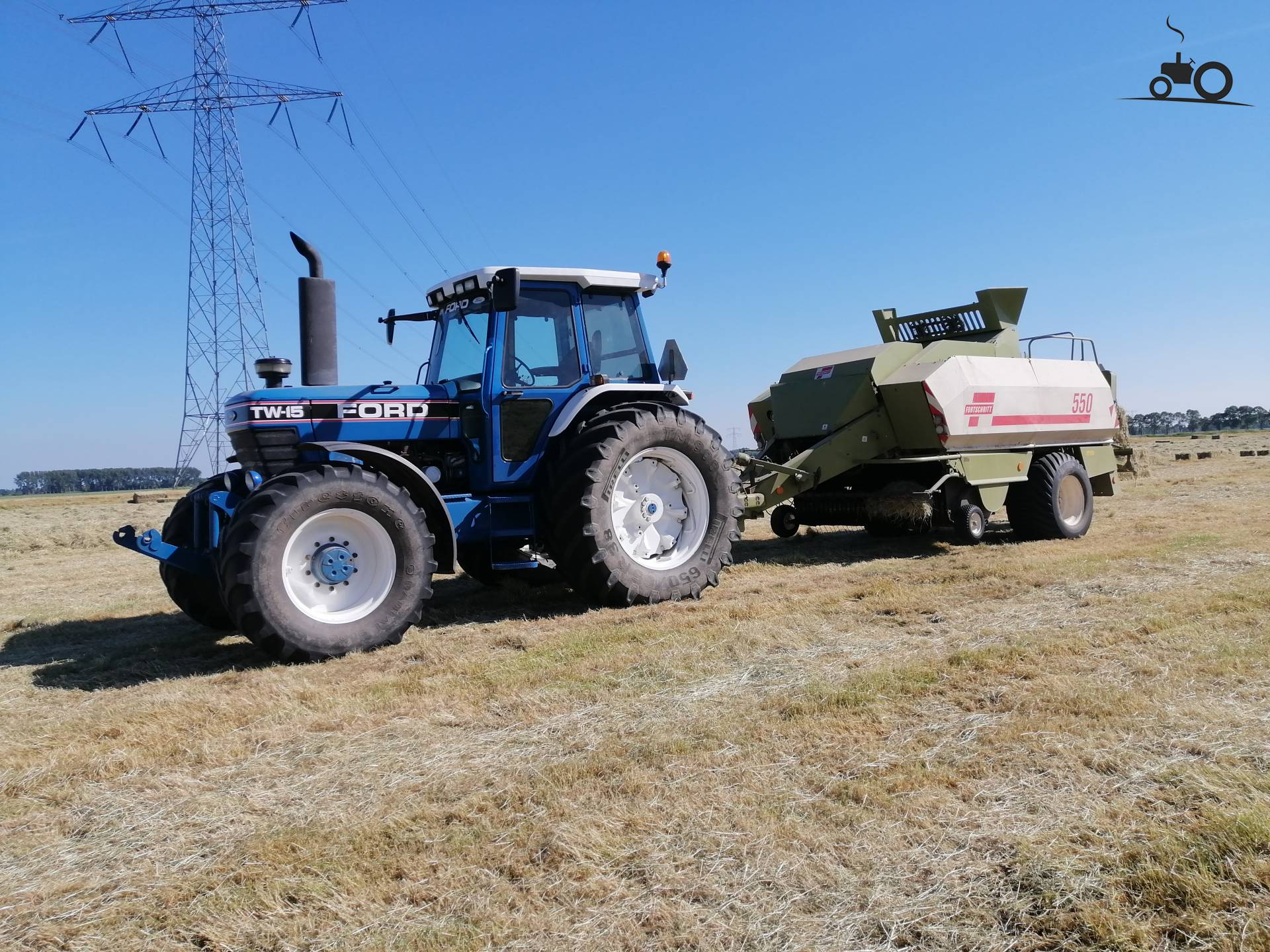 Foto Ford TW 15 #1453237