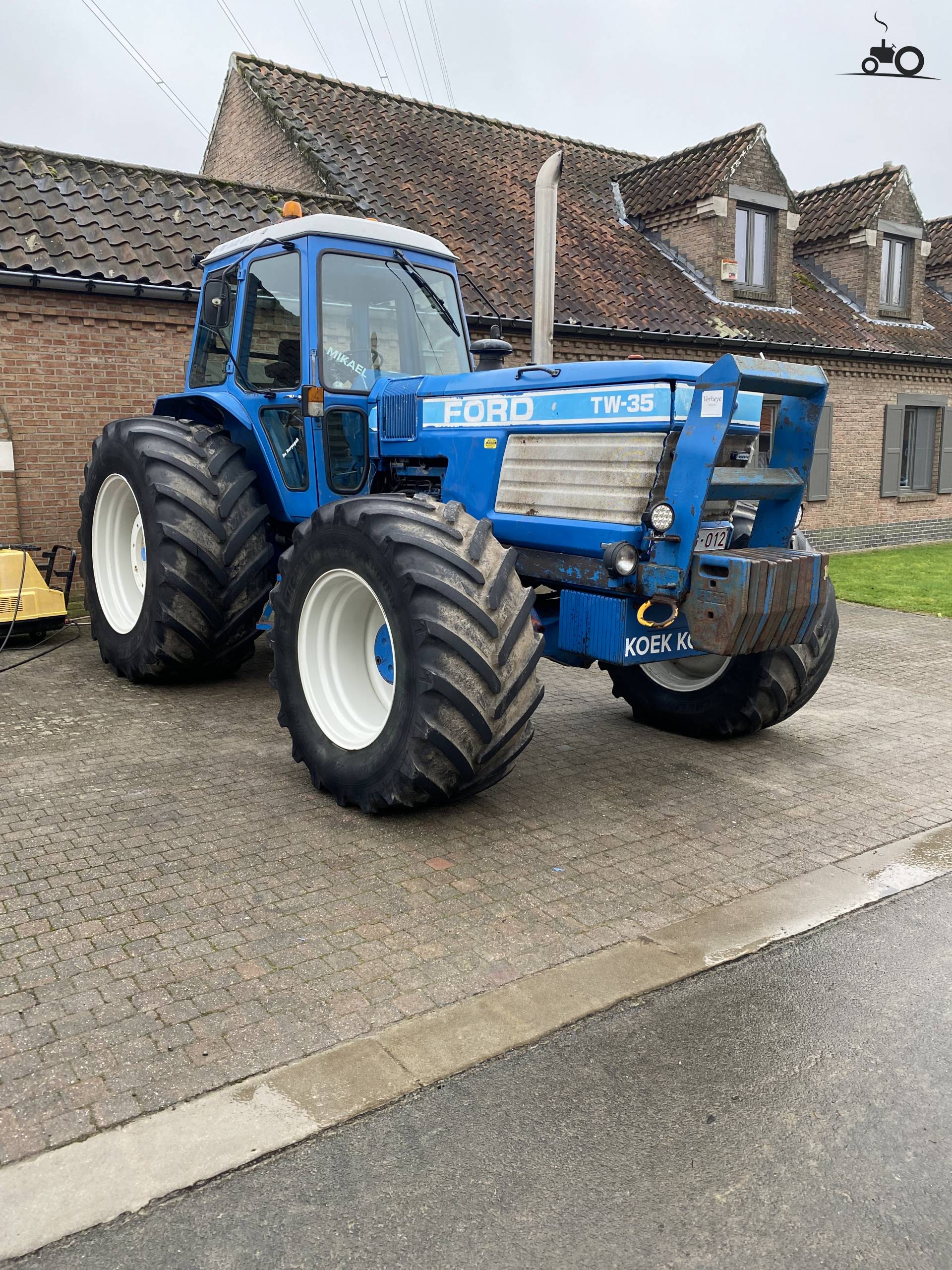 Foto Ford TW 35 #1454233