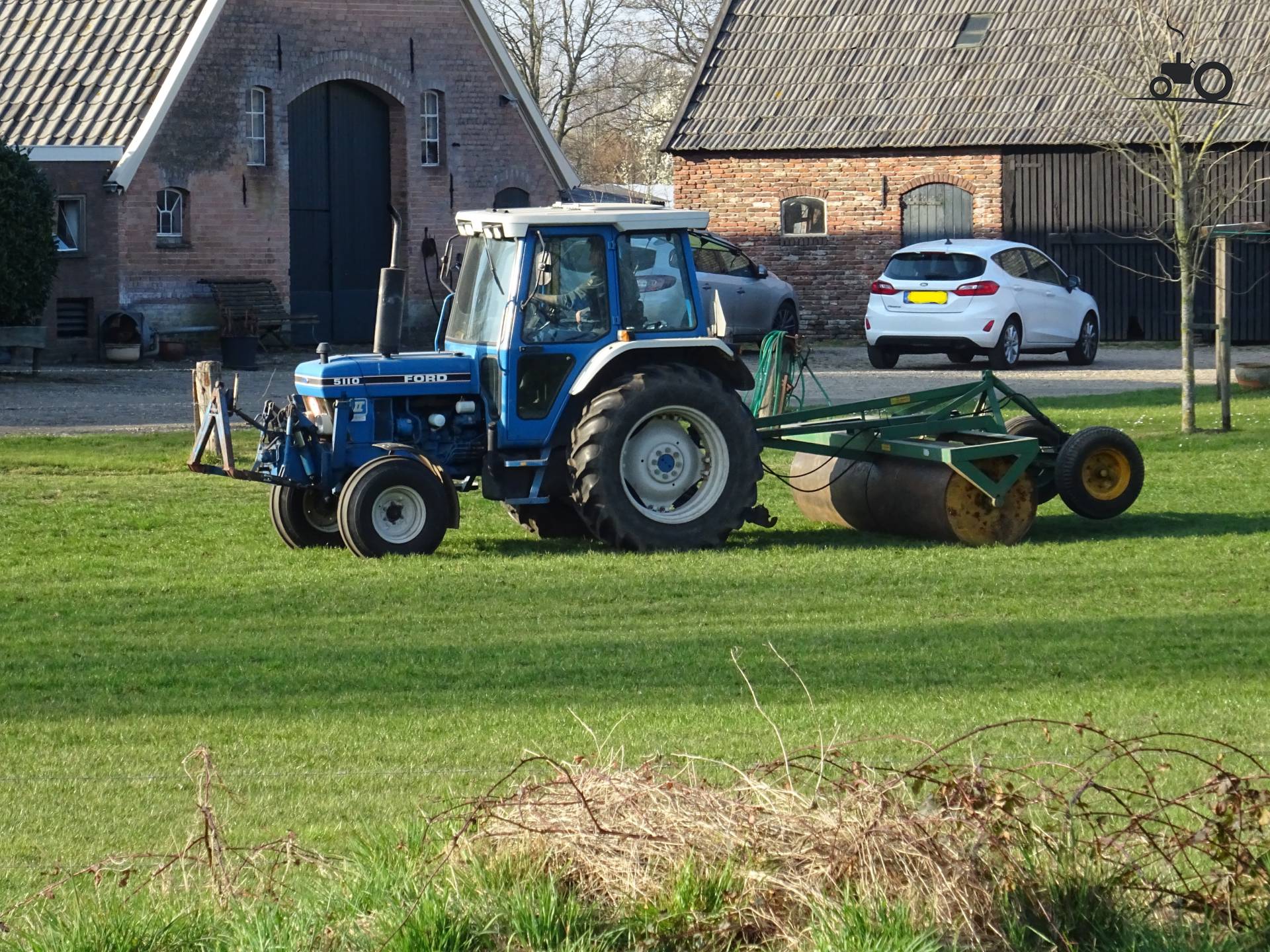 Foto Ford 5110 #1462998