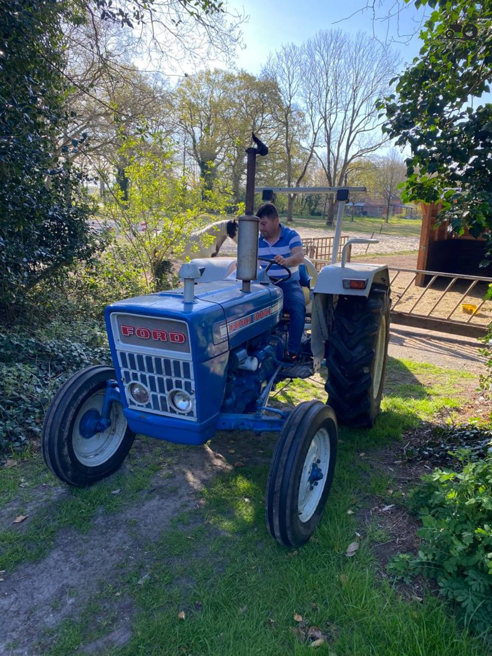 Foto Ford 3000 #1467502