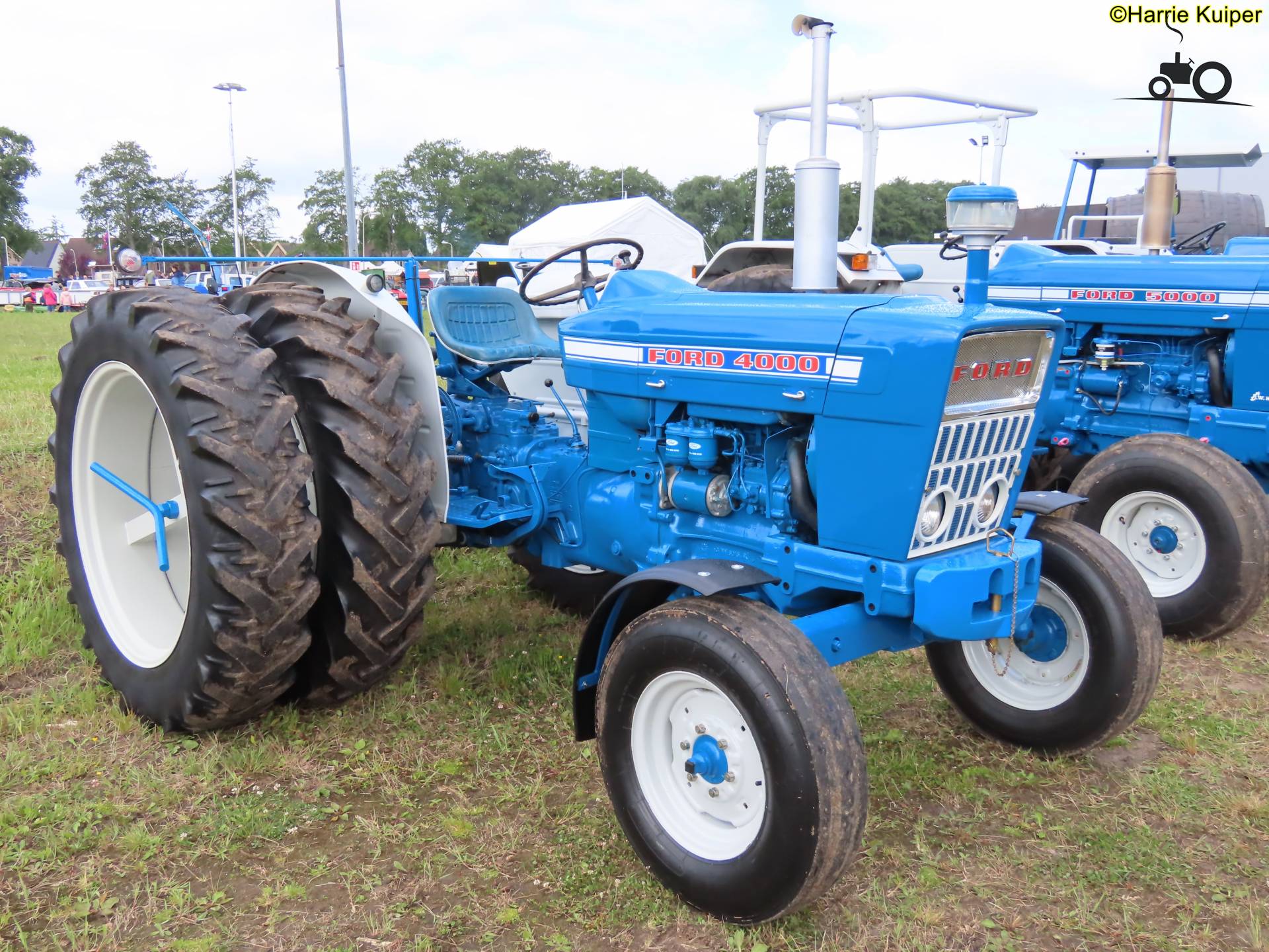 Ford 4000