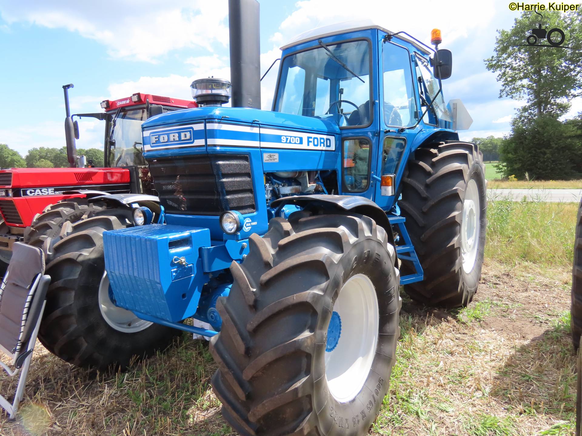 Foto Ford 9700 #1486038