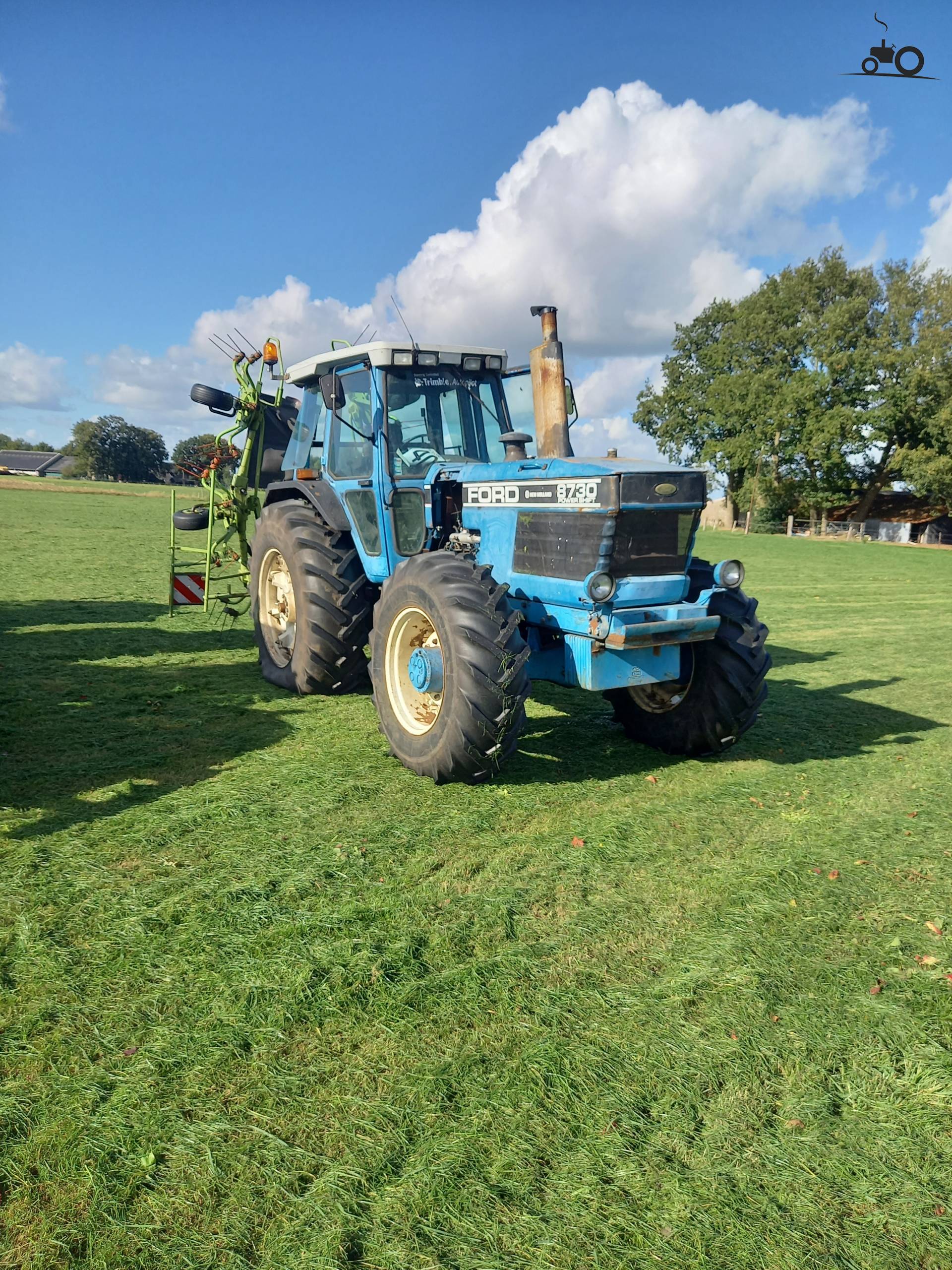 Foto Ford 8730 #1493183