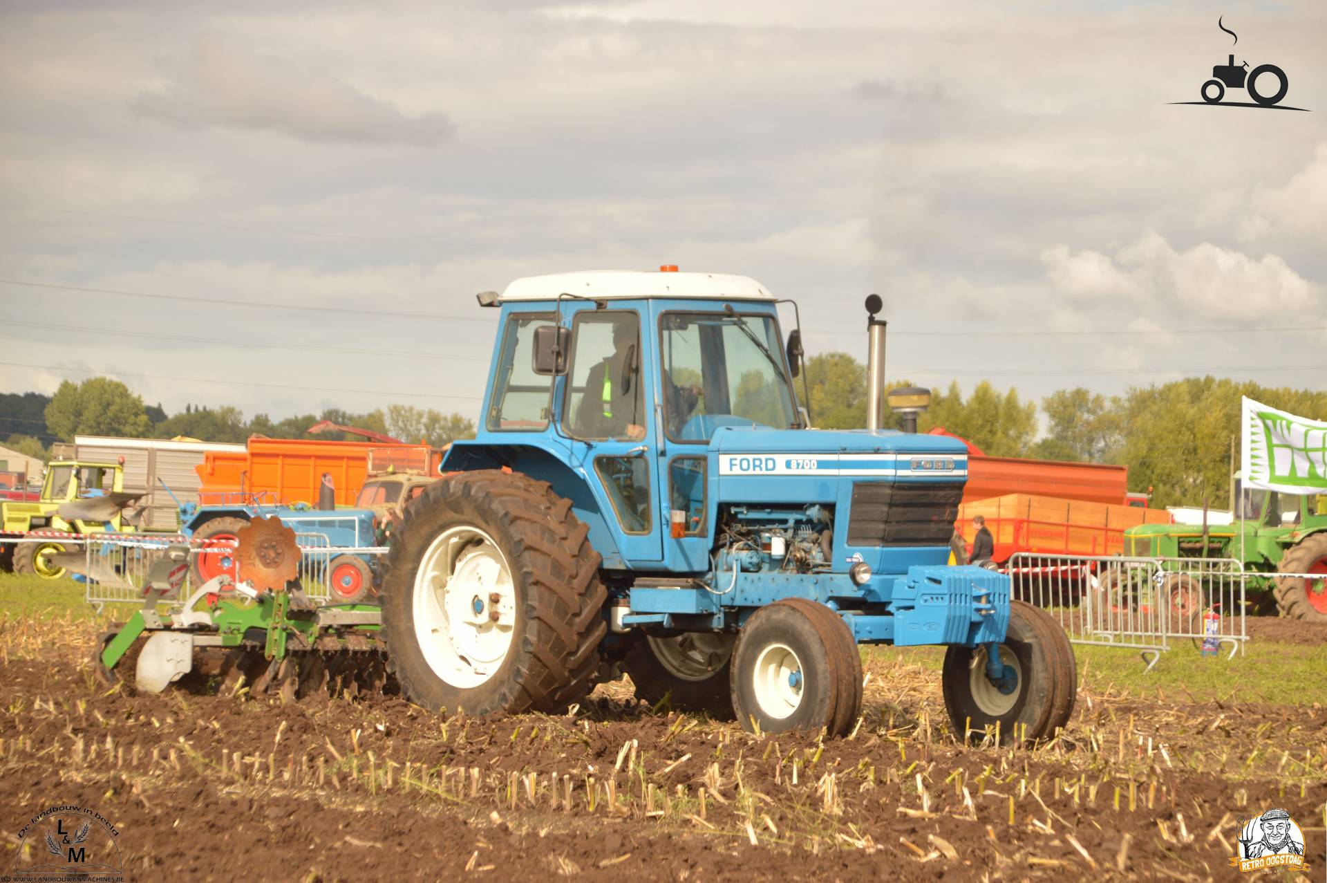 Foto Ford 8700 #1496448