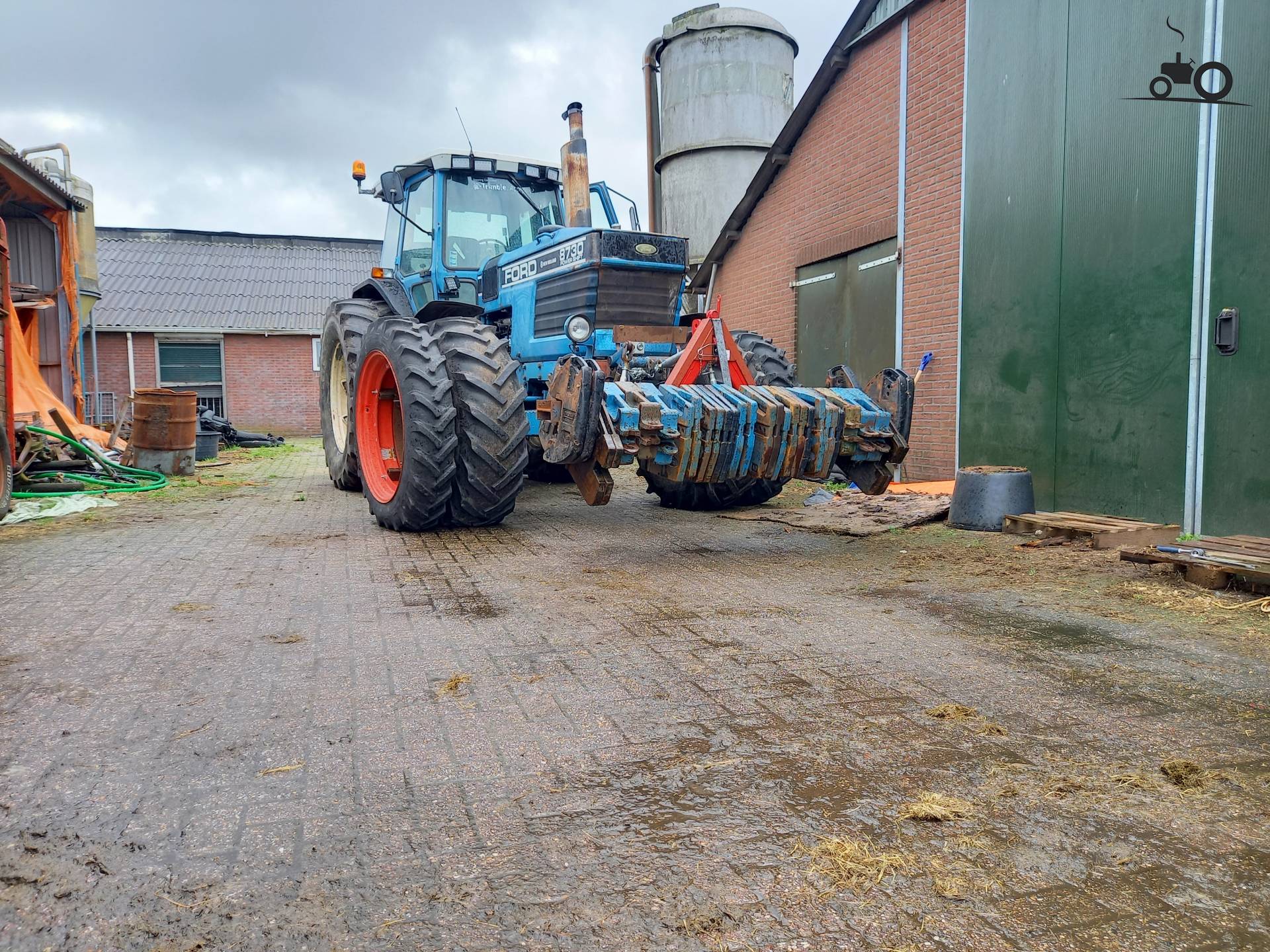 Foto Ford 8730 #1512878