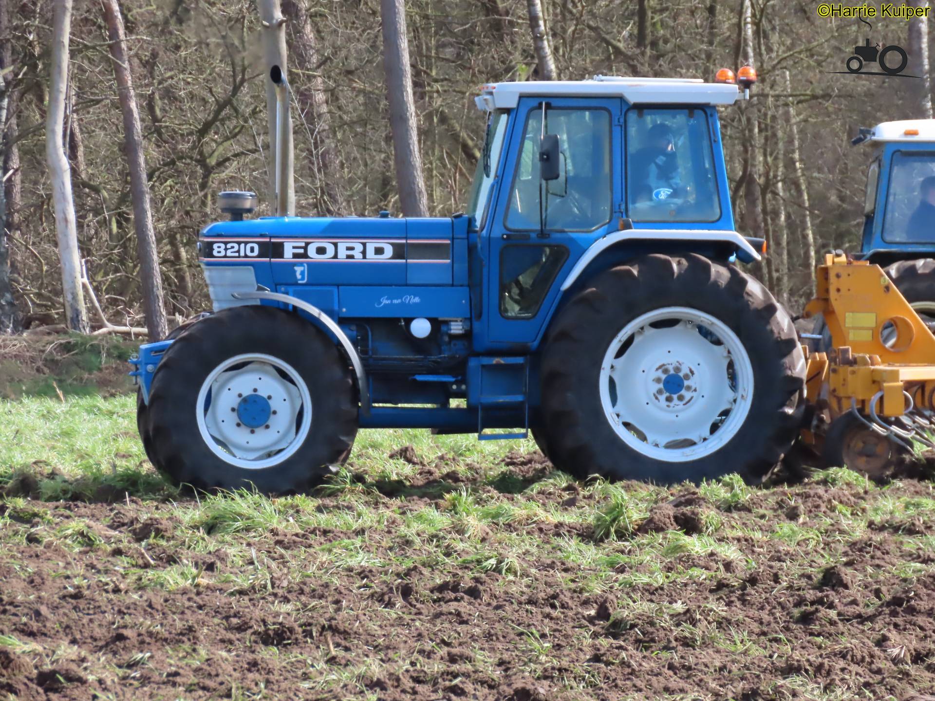 Foto Ford 8210 #1514778